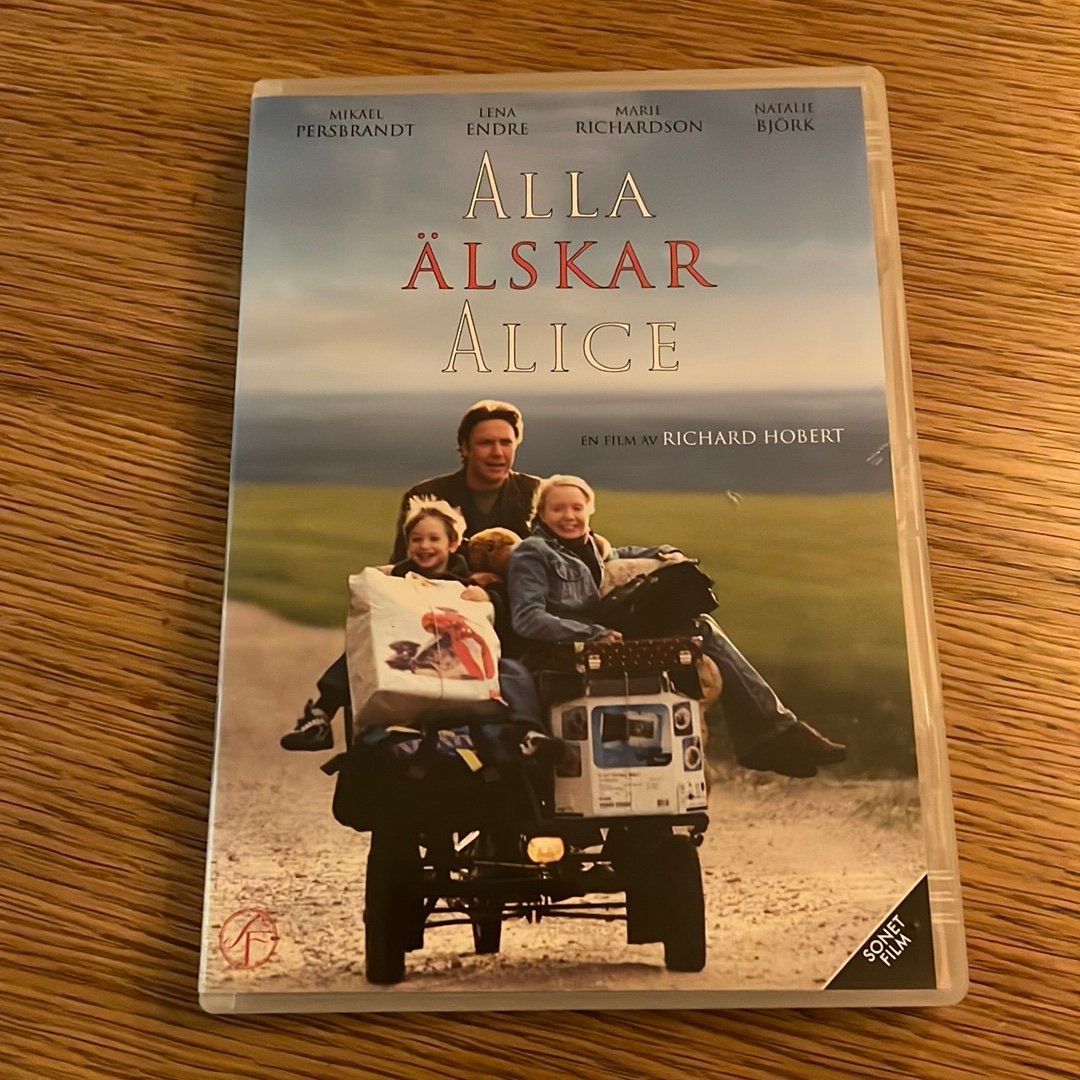 Alla Älskar Alice - Richard Hobert, Mikael Pers.. | Köp på Tradera (705016352)