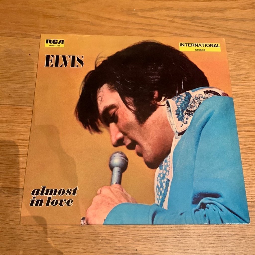 Se produkter som liknar Elvis Presley - Almost In Lov.. på Tradera (688560204)