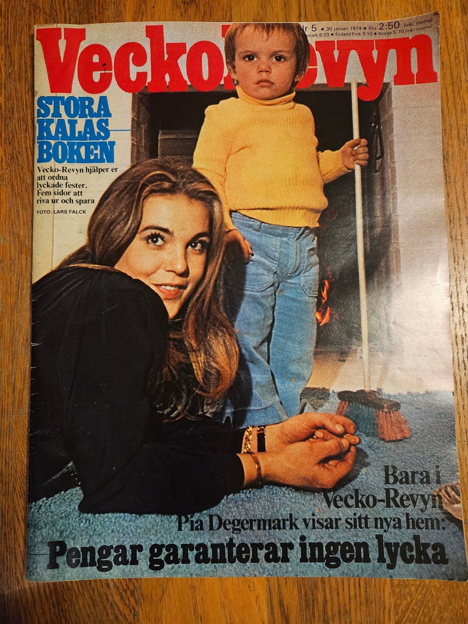 Se produkter som liknar Vecko-Revyn nr 5 1974 på Tradera (691208313)