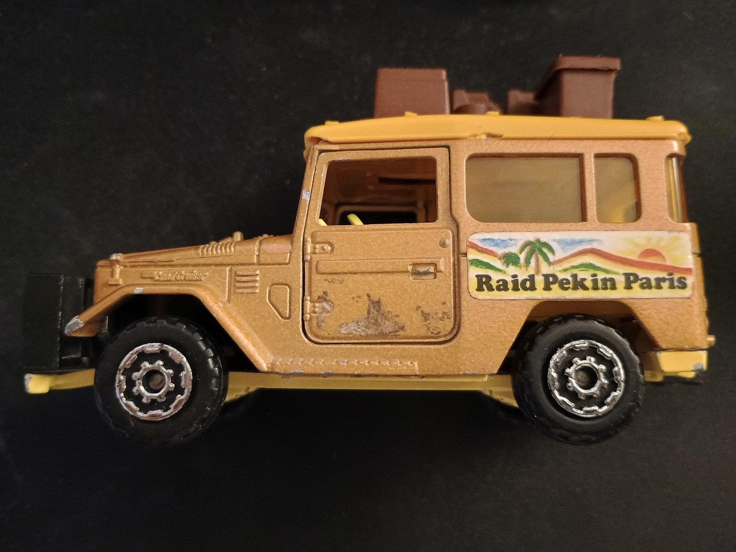 Majorette Toyota Jeep 1:36 Safari Jeep Raid Pek.. | Köp på Tradera (675781883)