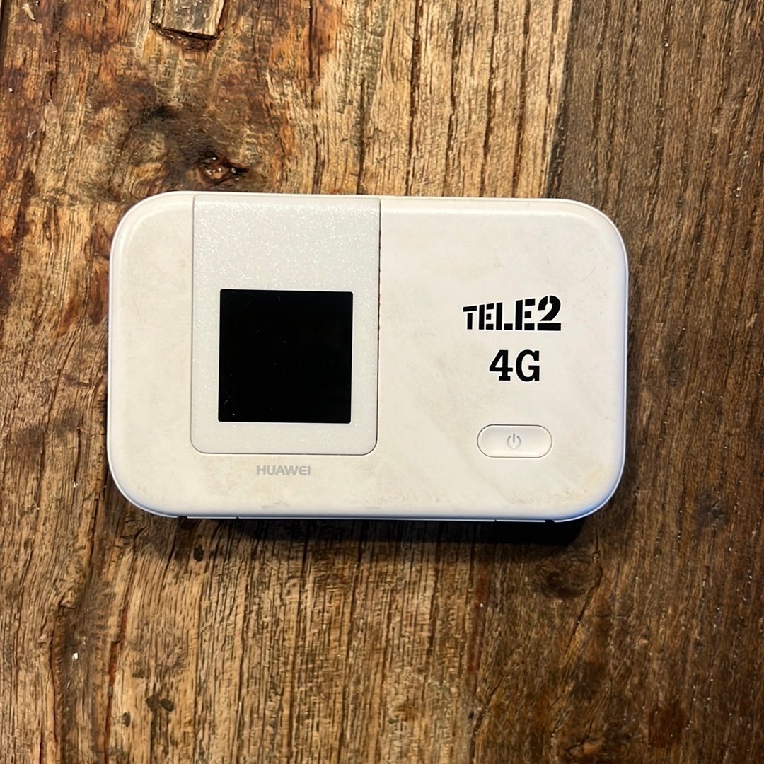 Se produkter som liknar Tele2 4G Huawei mobil Router på Tradera (685762984)