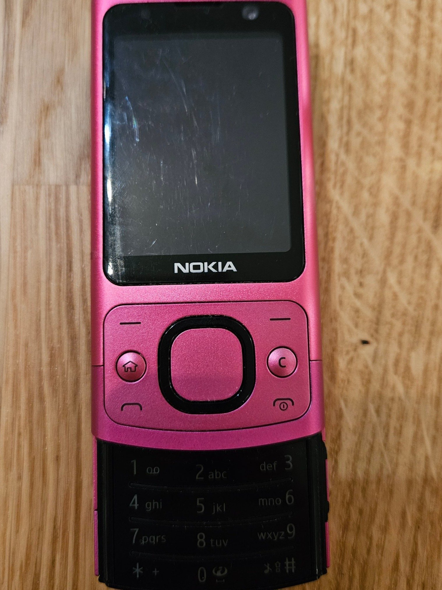 Se produkter som liknar Nokia prototyp 6700 slide 6700s på Tradera (689687063)