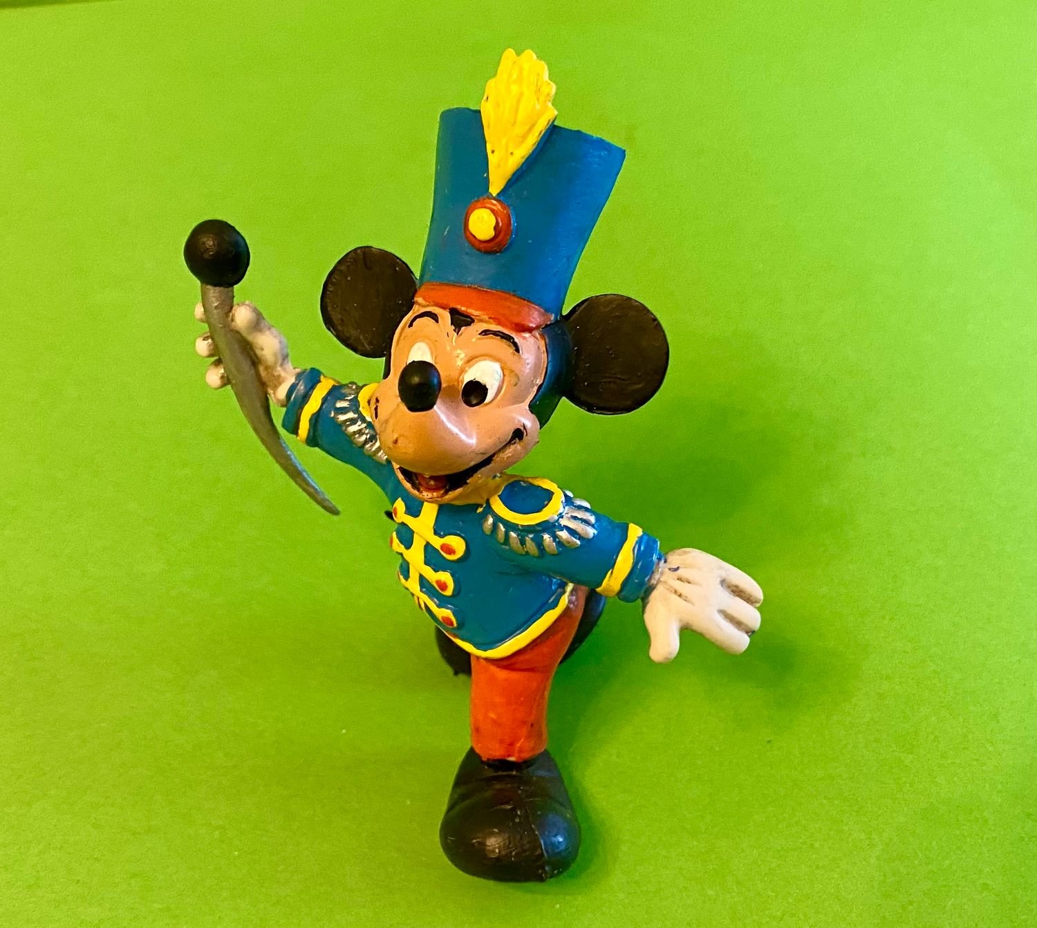 Musse Pigg i vaktparad Disney pvc Figur Comics .. | Köp på Tradera (673363778)