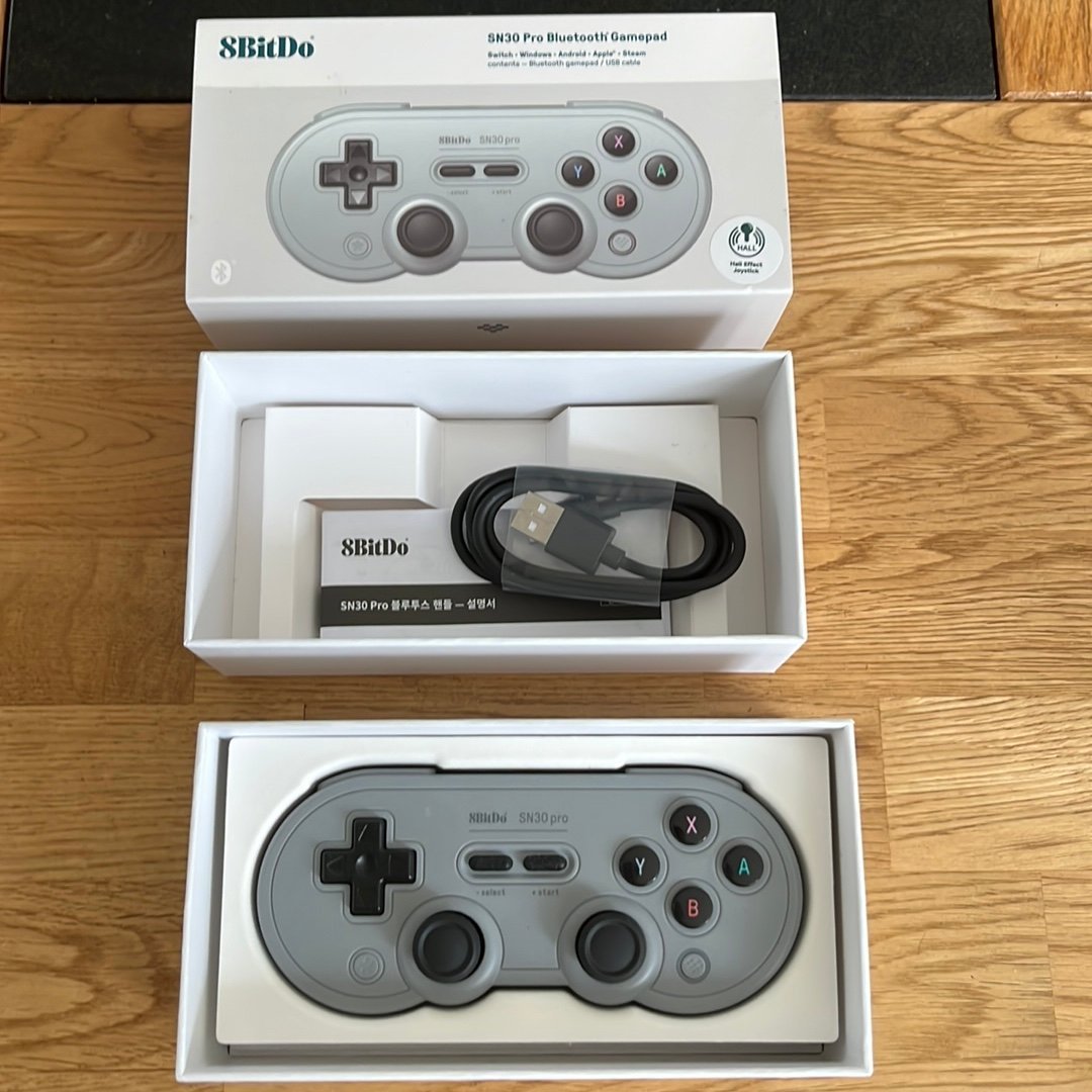Se produkter som liknar 8BitDo SN30 Pro HALL EFFECT på Tradera (693213516)