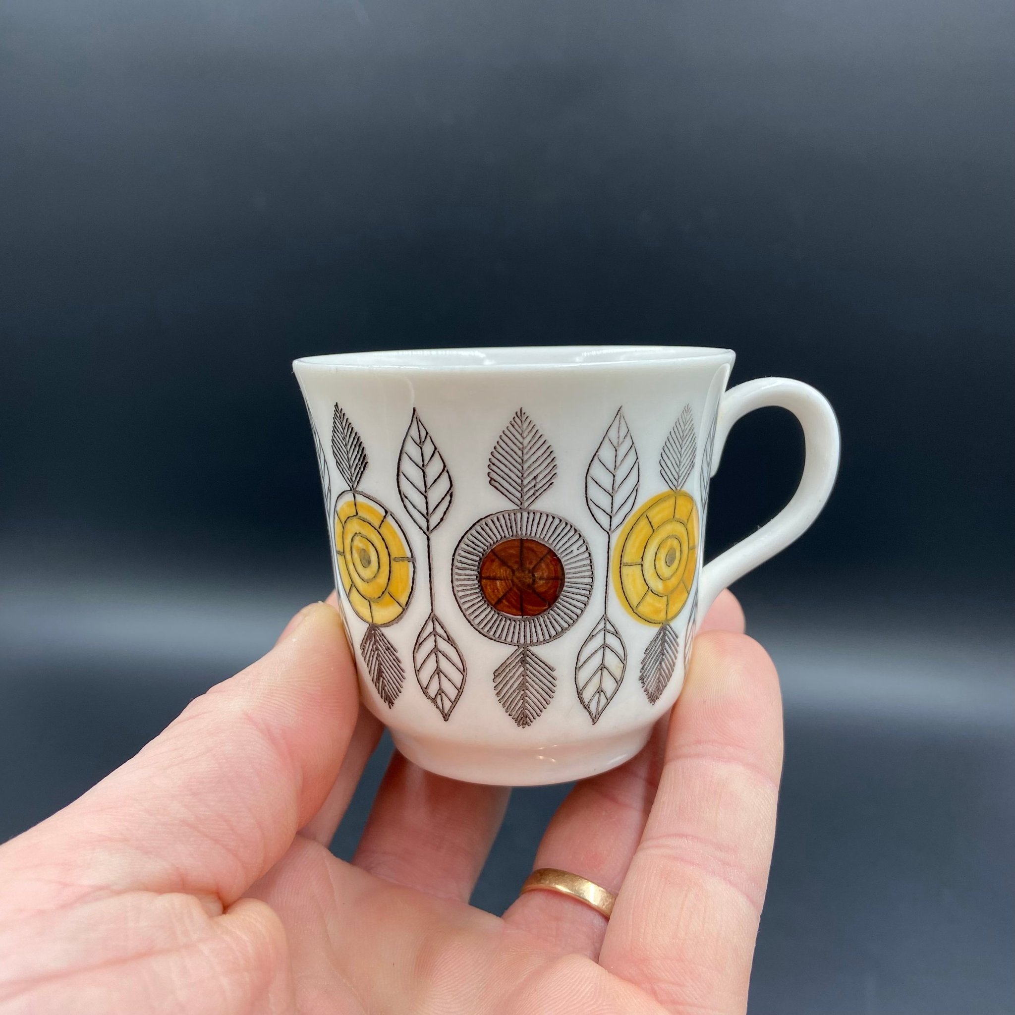 Rörstrand, Sweden | Dolly |.. | Köp från C-buyTradingAB på Tradera (677019167)