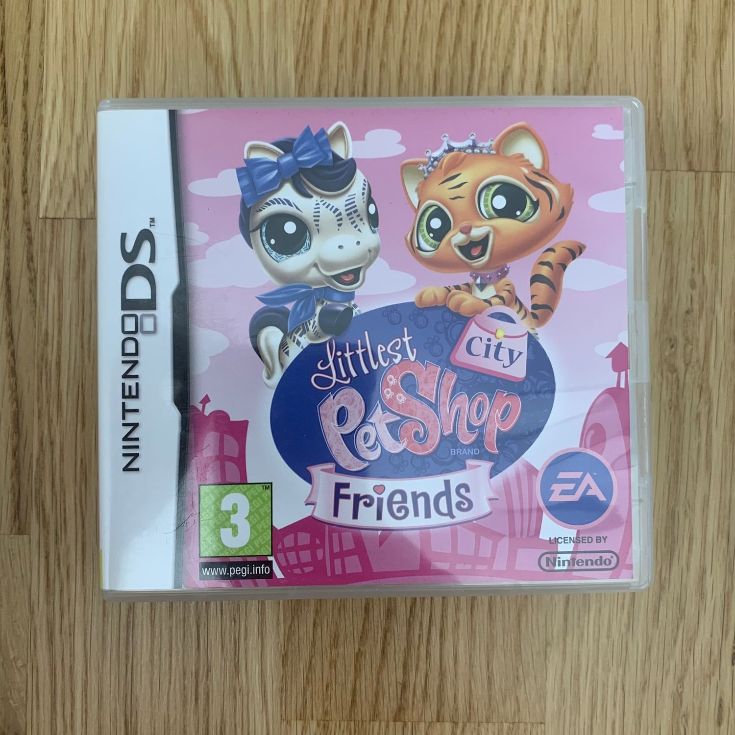 Littlest Pet Shop Friends City (Nordisk utgåva).. | Köp på Tradera ...