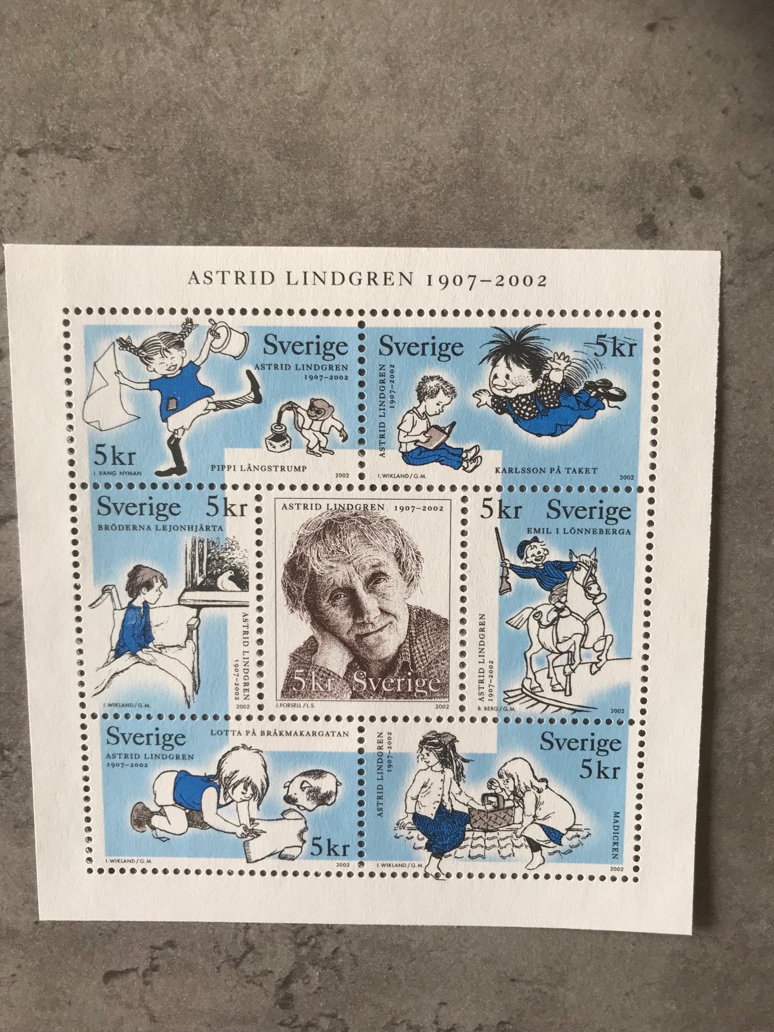 Se produkter som liknar Astrid Lindgren 2002 på Tradera (631243167) Se produkter som liknar Astrid Lindgren 2002 på Tradera (631243167)