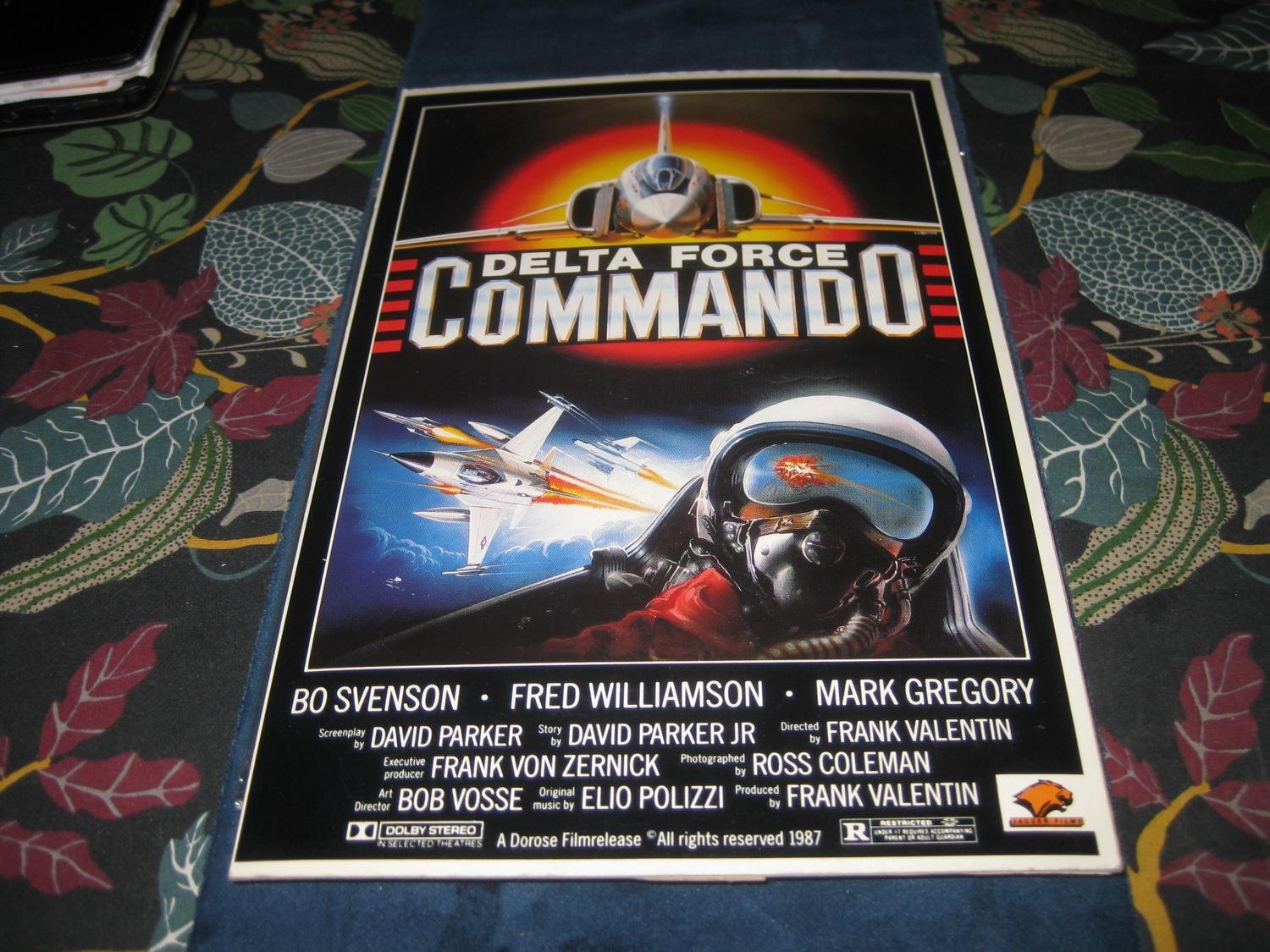 DELTA FORCE COMMANDO RETRO STANDÈE BO SVENSSON | Köp på Tradera (607855179)