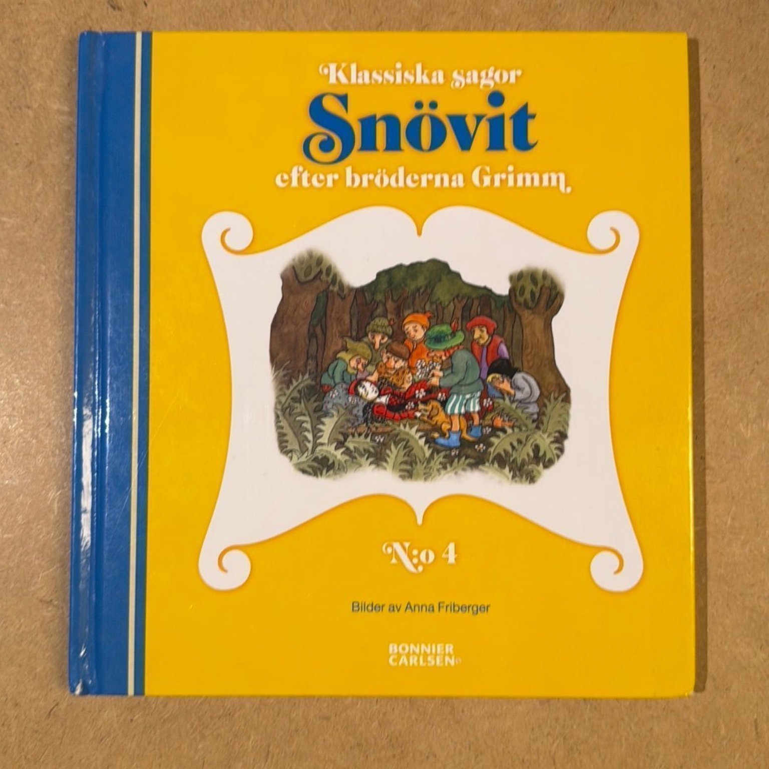Se produkter som liknar Klassiska sagor: Snövit efter.. på Tradera (698708231)