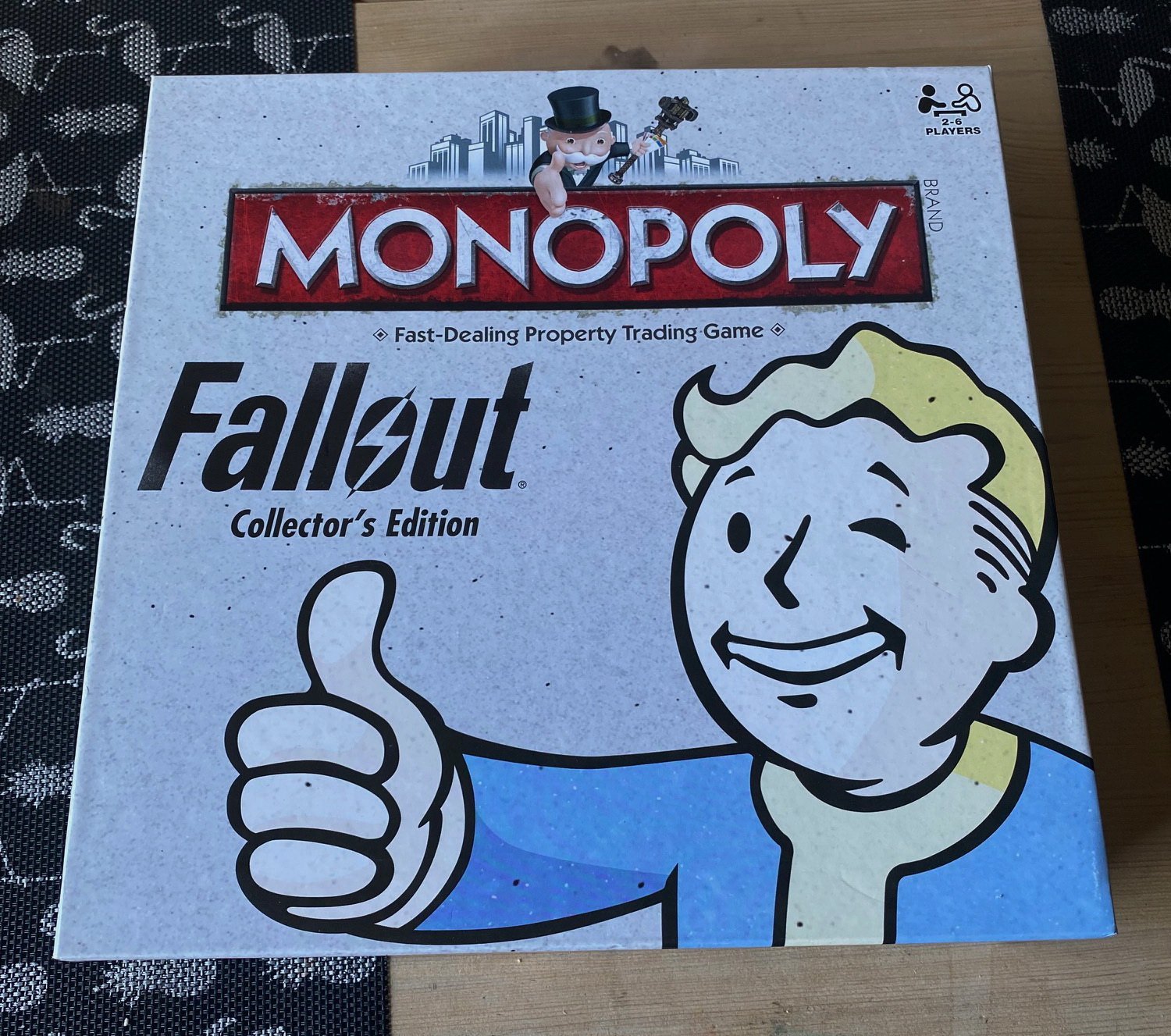 Se produkter som liknar Monopoly Fallout Collector's .. på Tradera (636400569)