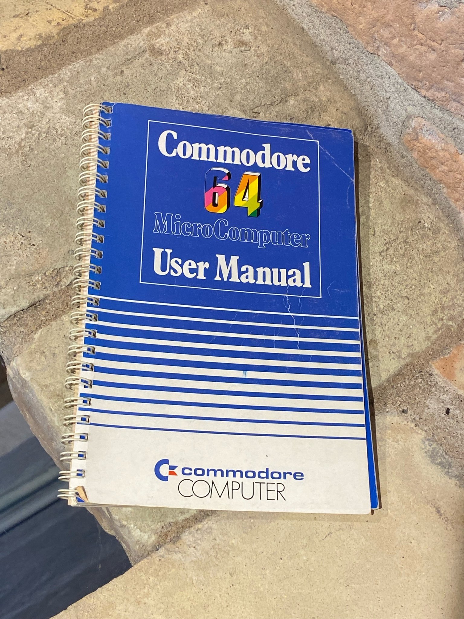 Commodore 64 MicroComputer User Manual | Köp på Tradera (688647708)