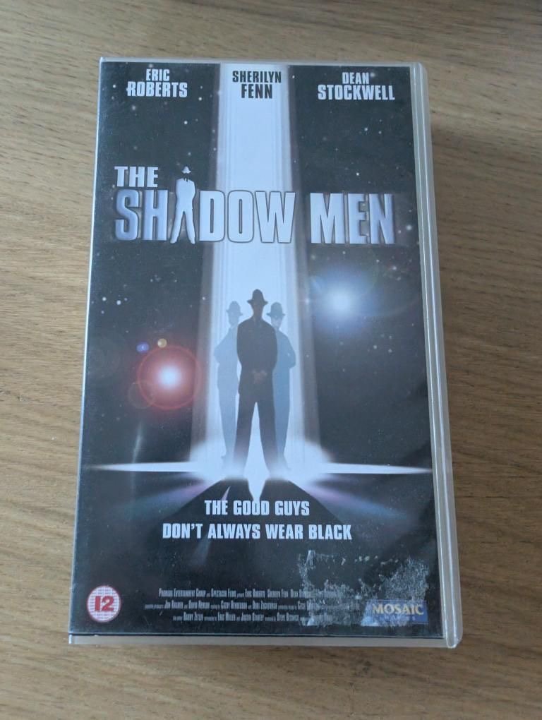 Se produkter som liknar THE SHADOW MEN (1997) - RARE .. på Tradera (692317398)
