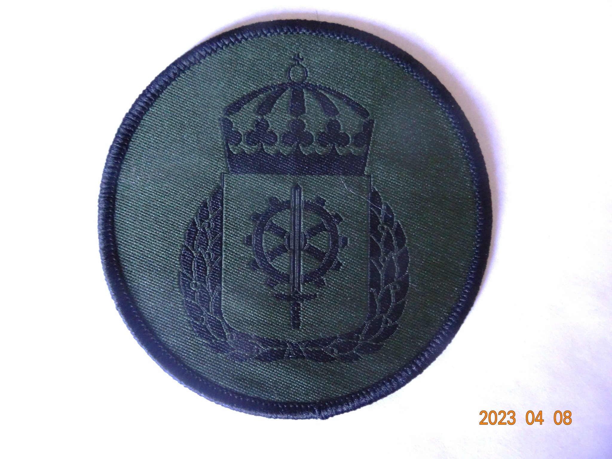 Se produkter som liknar Svenska militärmärken på Tradera (590793296) Se produkter som liknar Svenska militärmärken på Tradera (590793296)