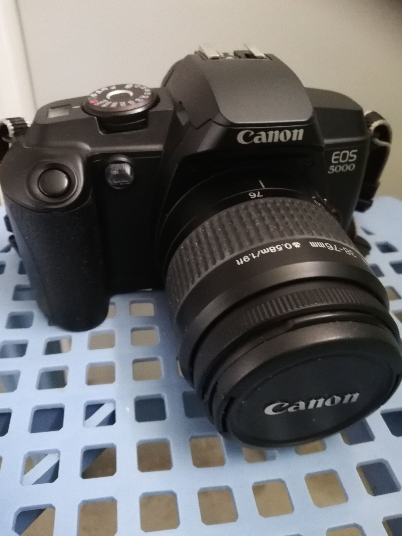 Canon EOS 5000 analog kamera (403928444) ᐈ Köp på Tradera