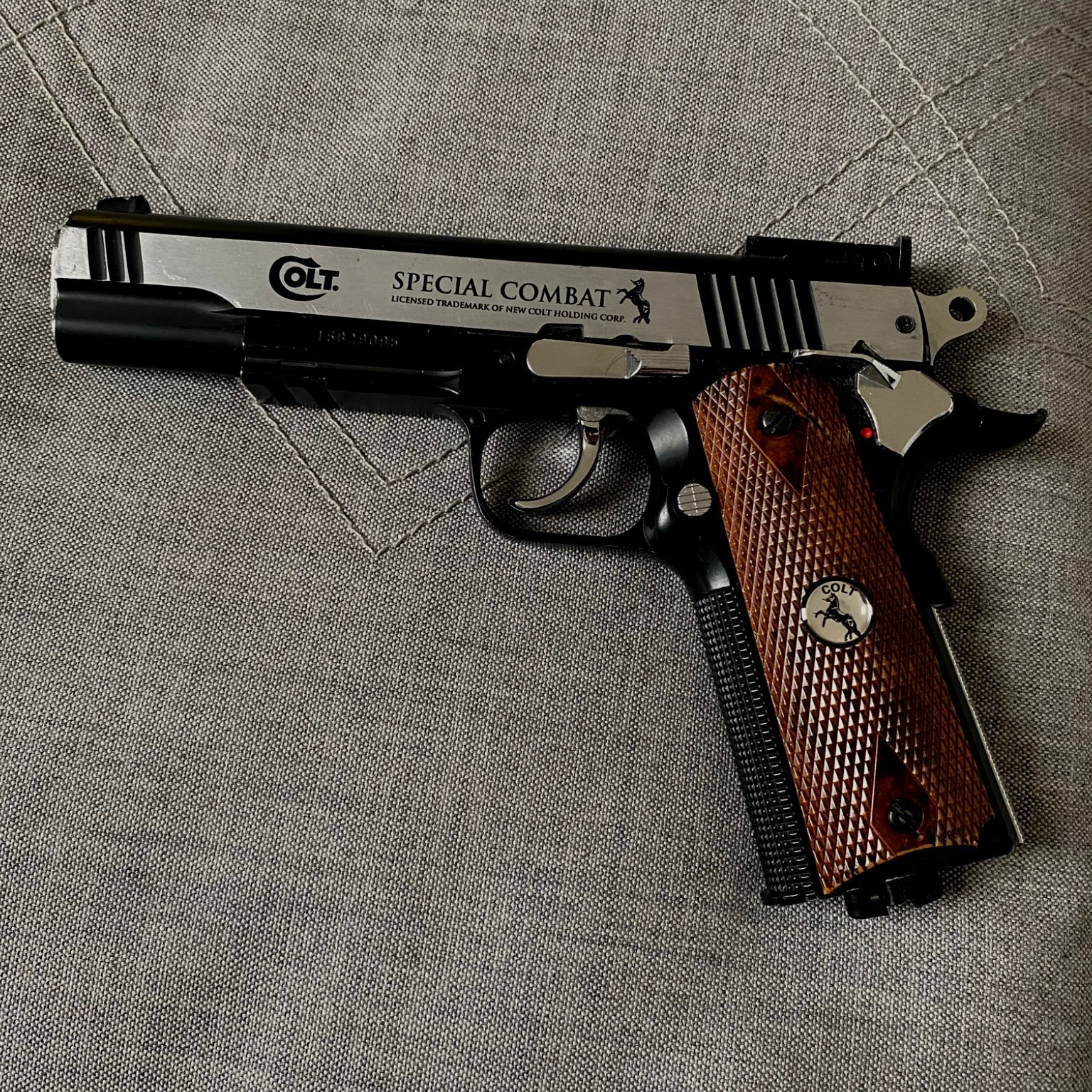 Se produkter som liknar Soft Air Gun Colt Special Com.. på Tradera (631090693)