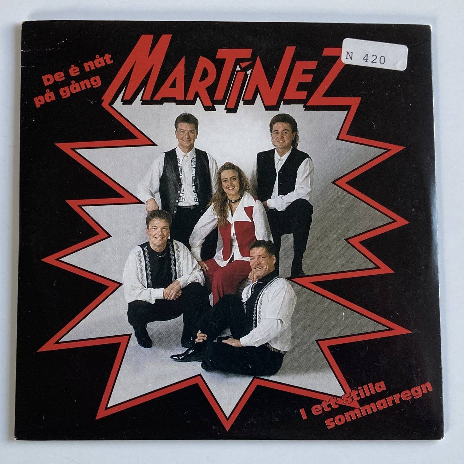 Se produkter som liknar MARTINEZ - DE É NÅT PÅ GÅNG. .. på Tradera (700709641)