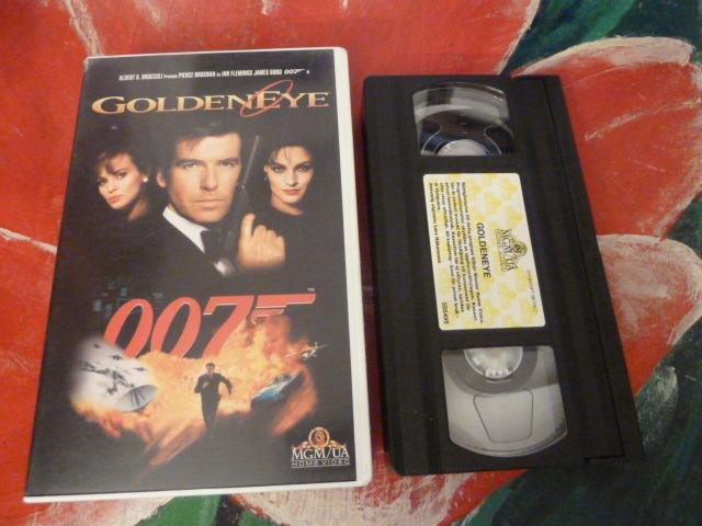 GOLDEN EYE 007, VHS, FILM, AC.. | Köp från keepeer14488 på Tradera (555689857)
