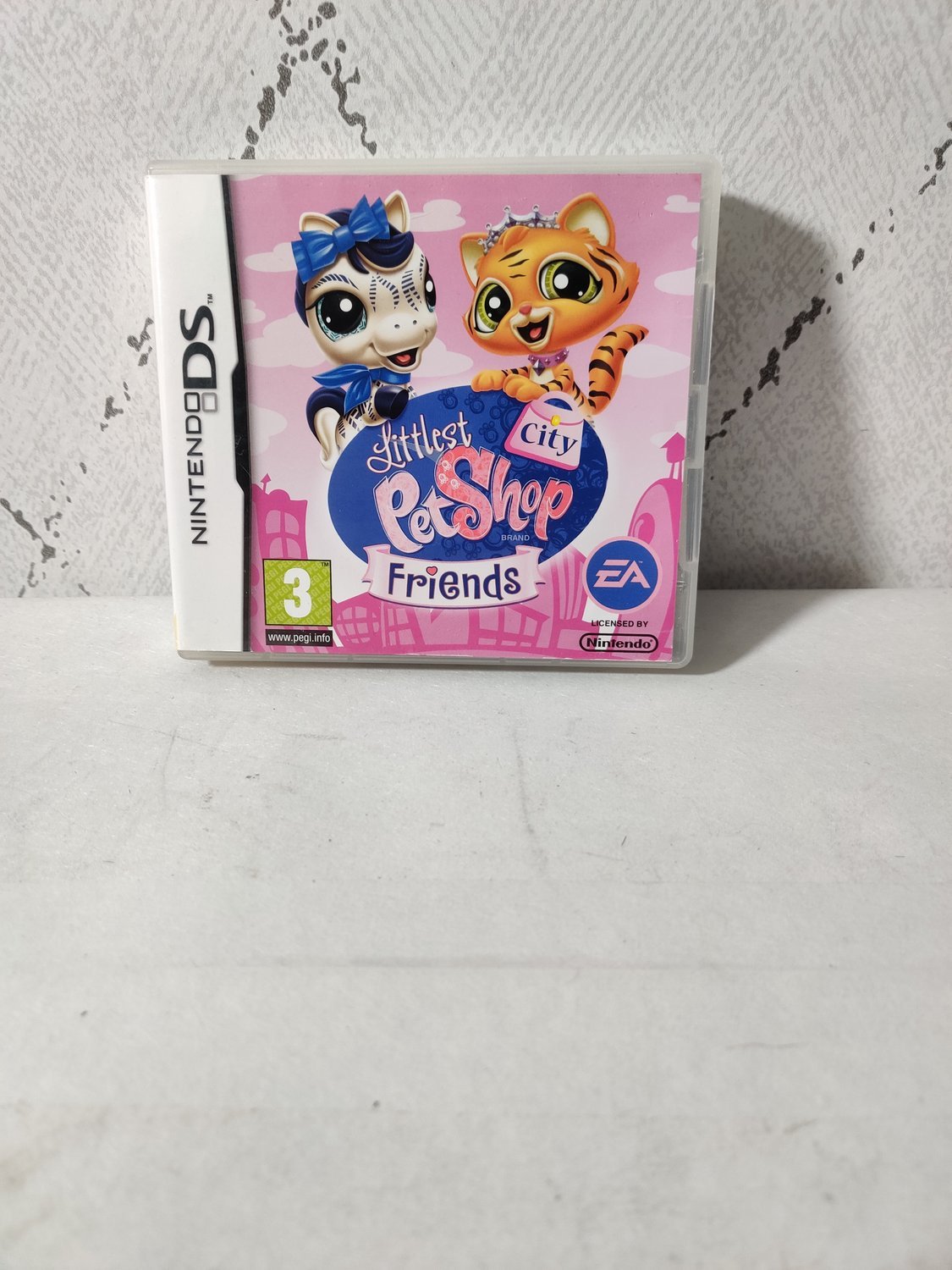 Se produkter som liknar LITTLEST PET SHOP FRIENDS CIT.. på Tradera ...