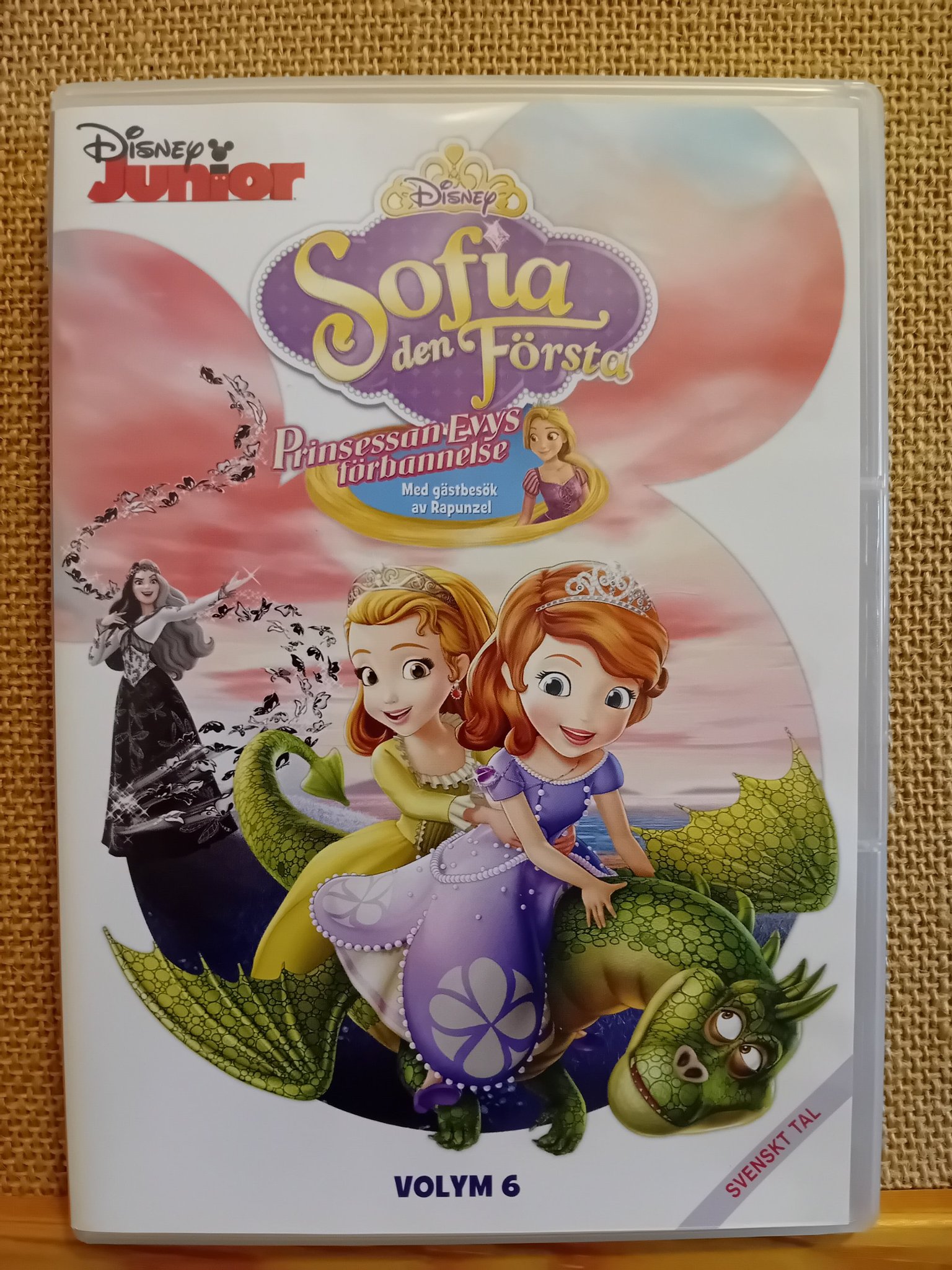 Sofia den Första: Prinsessan Ewys förbannelse -.. | Köp på Tradera (703892735)