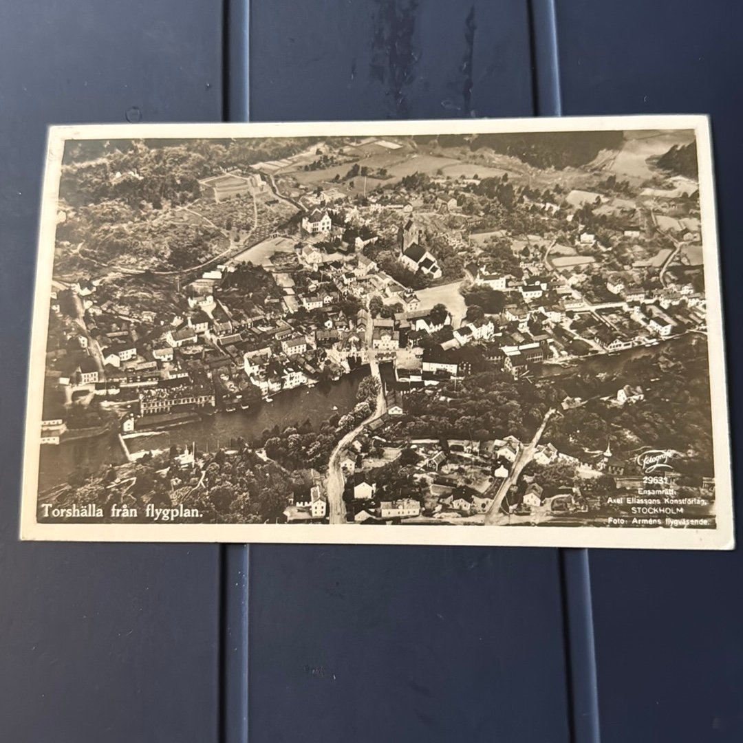 Se produkter som liknar Torshälla från flygplan. (Esk.. på Tradera (693856788)