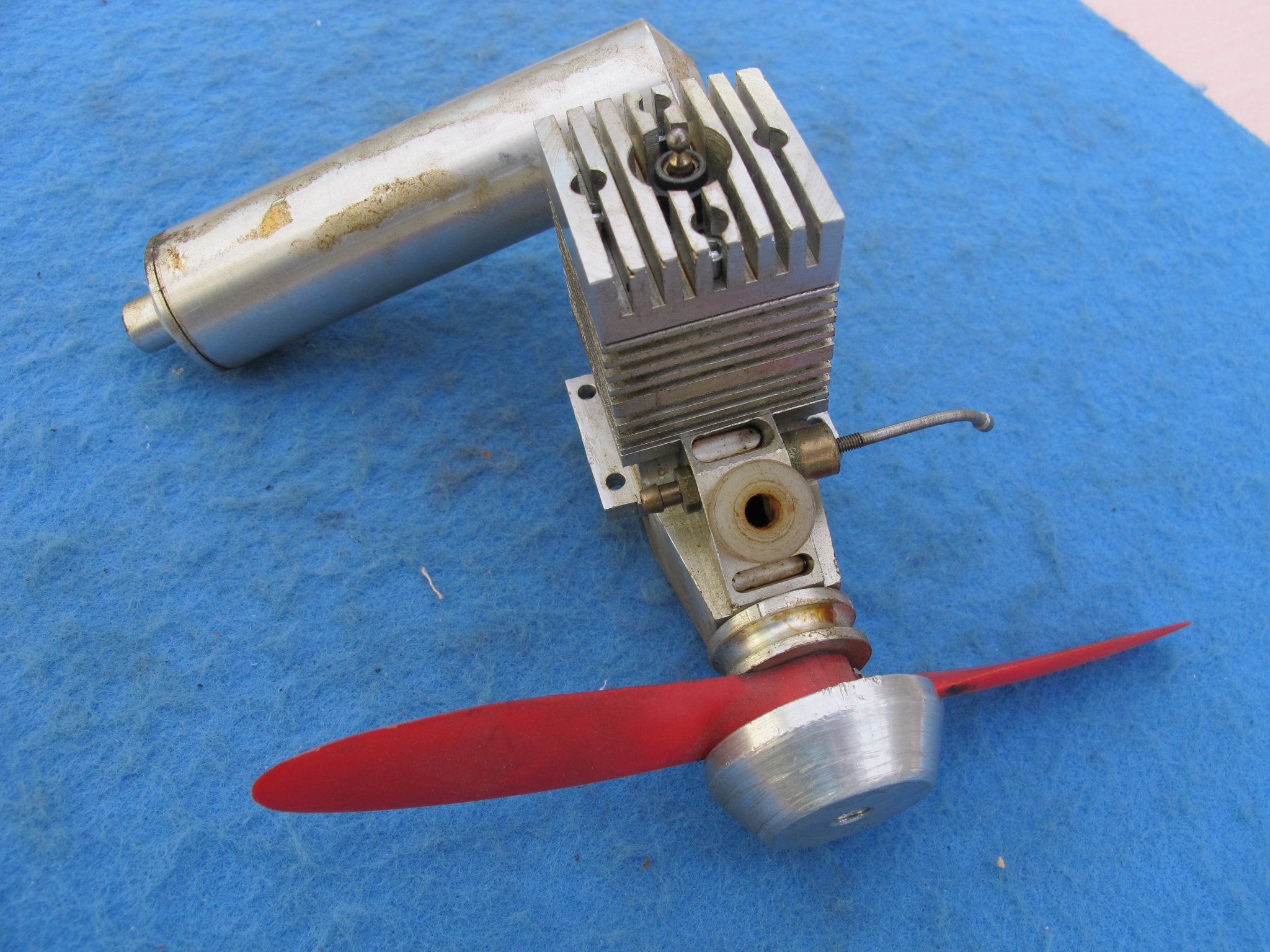 Modellmotor (407132491) ᐈ Köp på Tradera