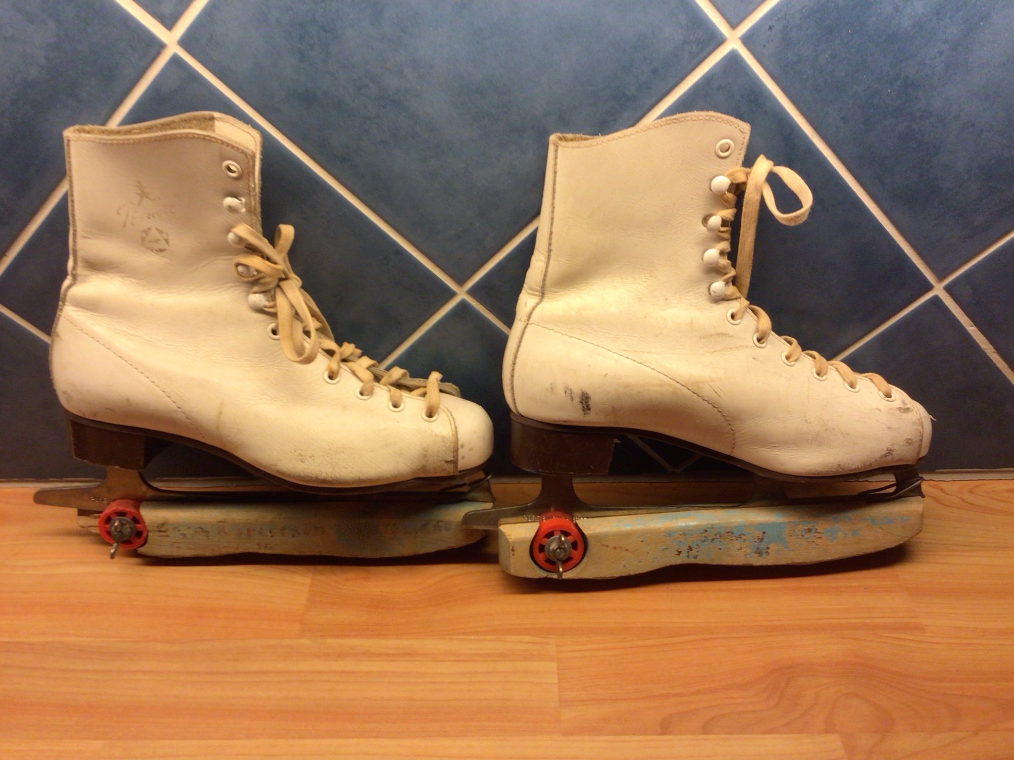 Gamla nostalgi skridskor från Piruette ABC väl .. | Köp på Tradera (626042005)