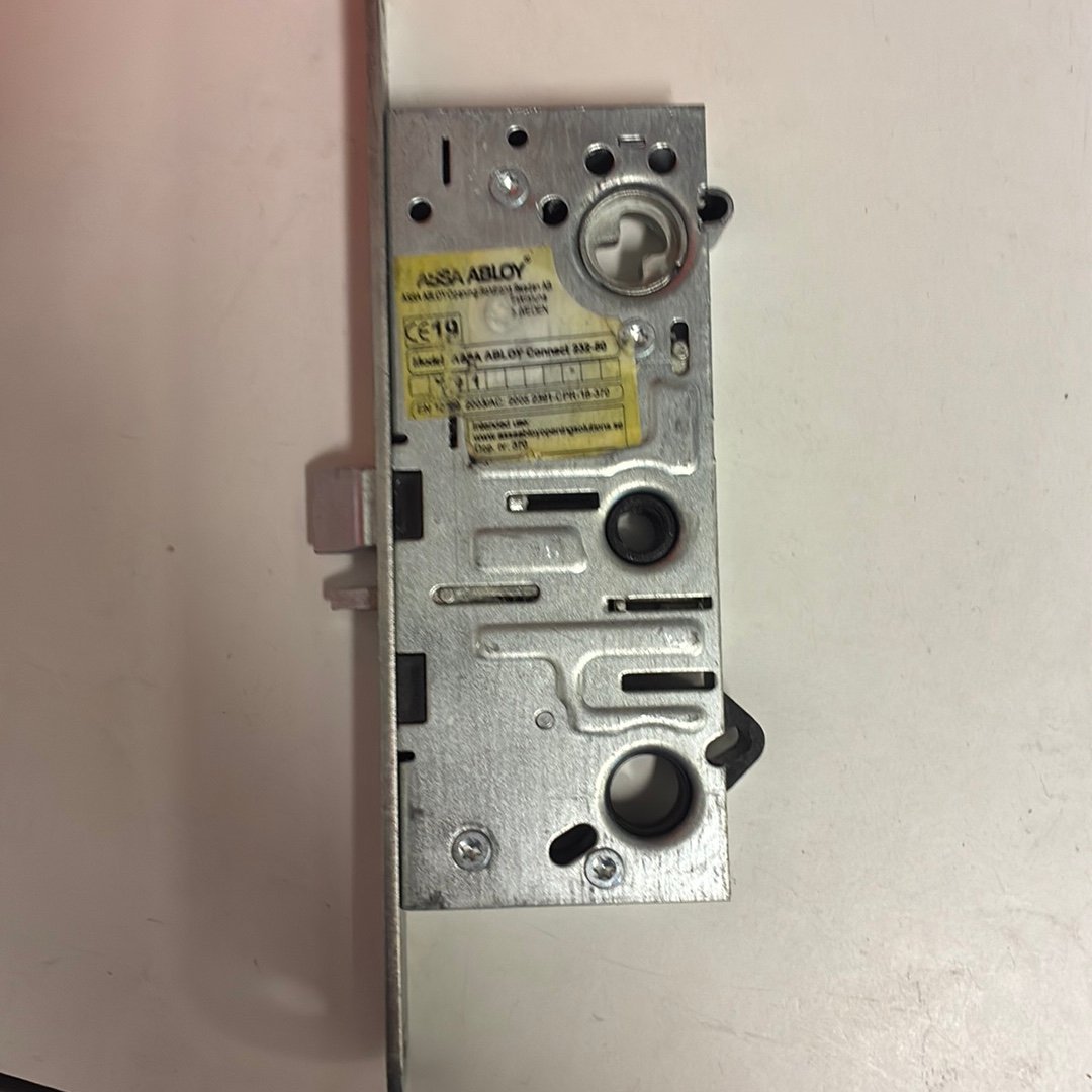 Se produkter som liknar ASSA ABLOY Connect 232-50 på Tradera (697348520)