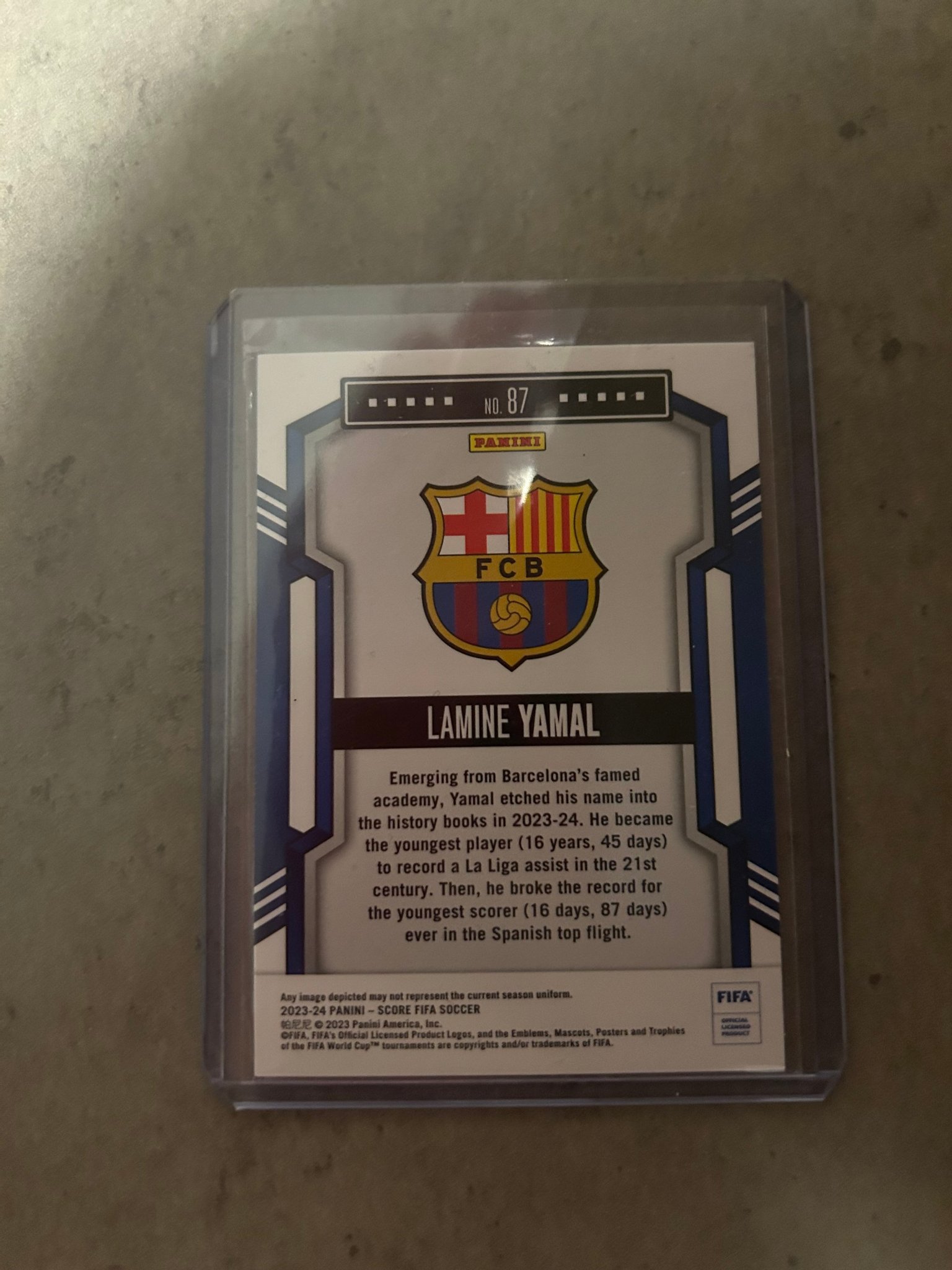 Se produkter som liknar 2023-24 Panini Score FIFA #87.. på Tradera (685539302)