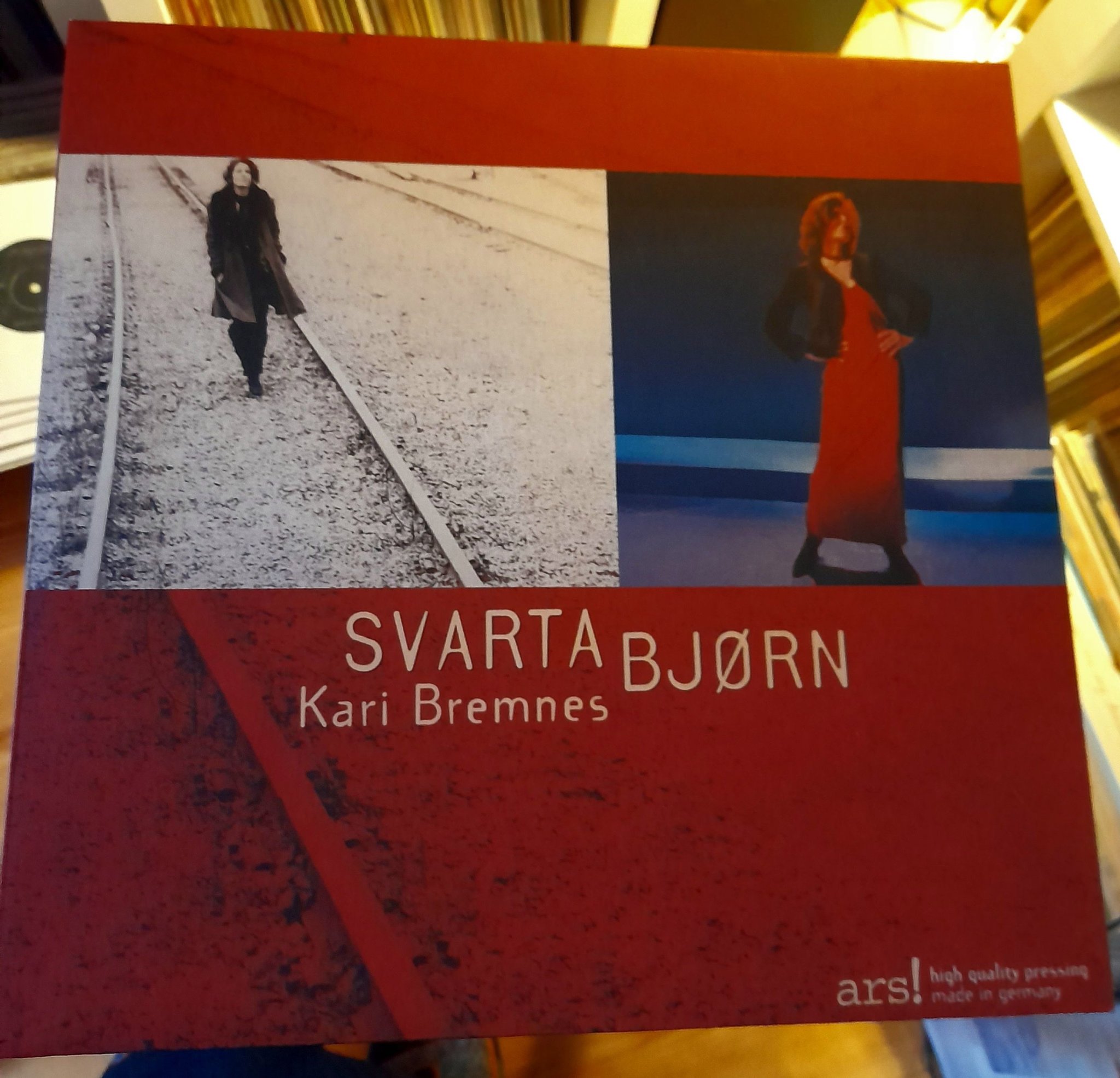 Se produkter som liknar Kari Bremnes - Svarta Björn LP på Tradera (619103272)