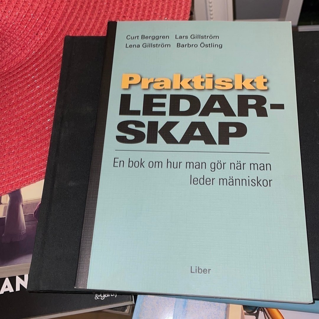 Praktiskt Ledarskap av Curt Berggren, Lars Gill.. | Köp på Tradera (690317866)