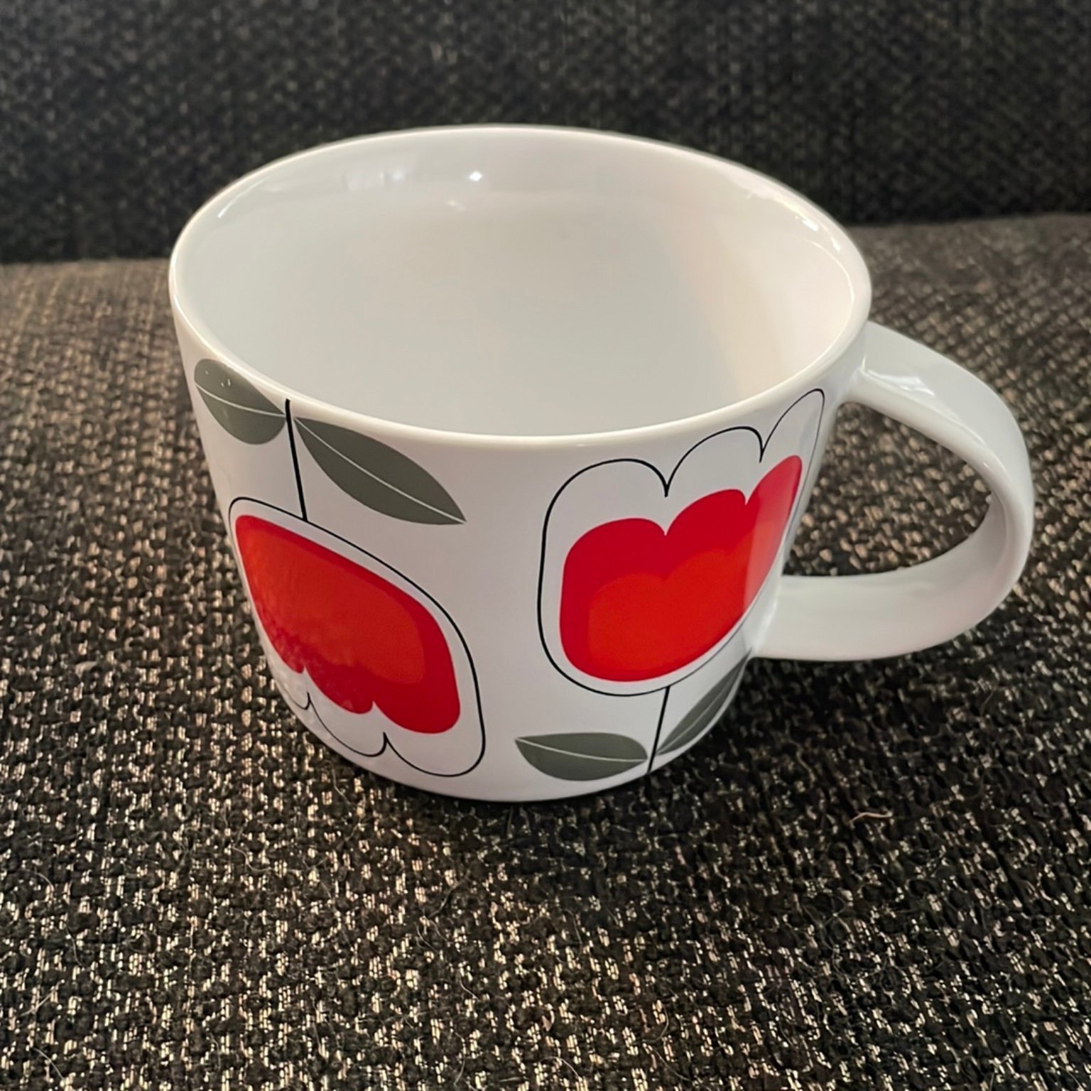 Se produkter som liknar Sagaform Röd Tulpan Stor Mugg.. på Tradera (630370961)