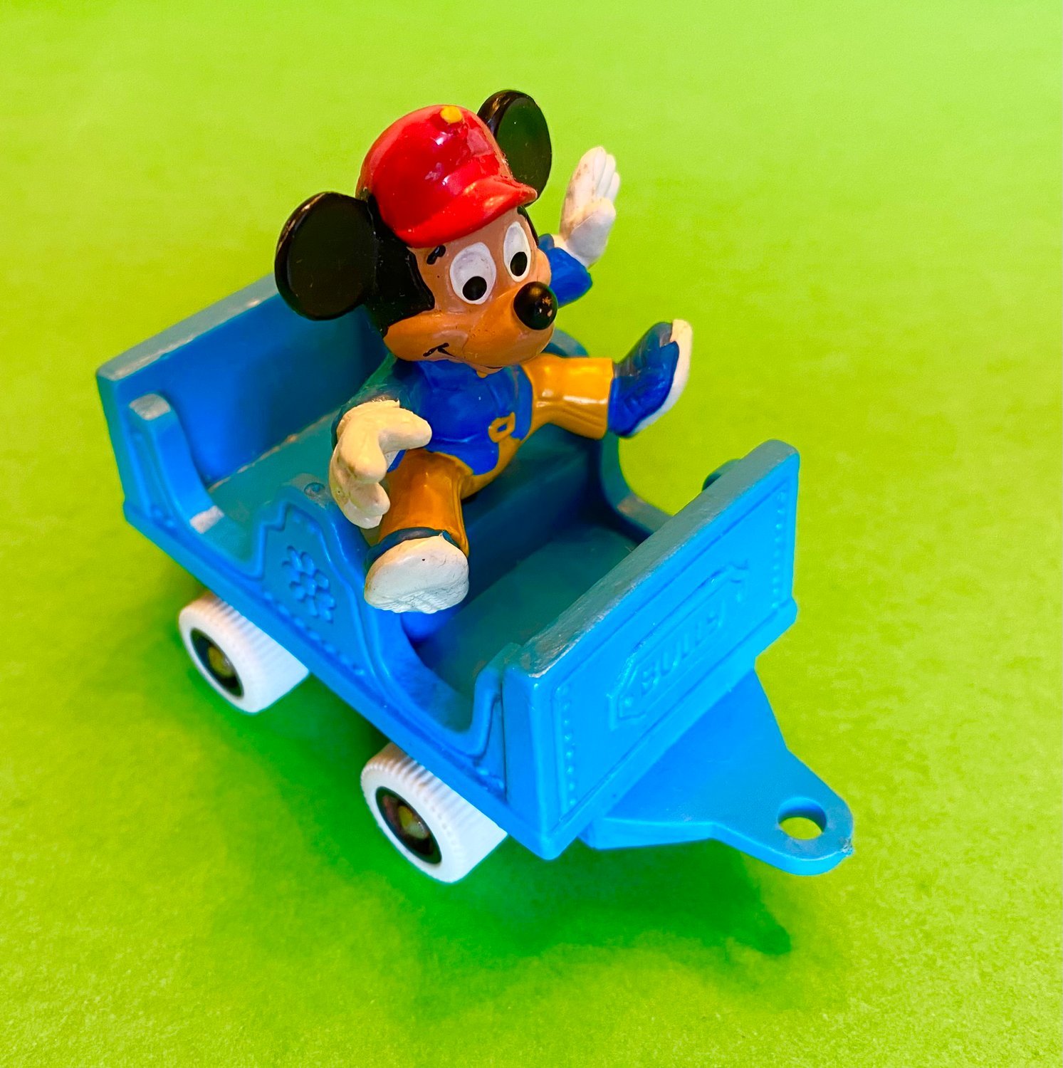 Musse Pigg Disney Figur i Blå Tågvagn Bully Bul.. | Köp på Tradera (634776743)