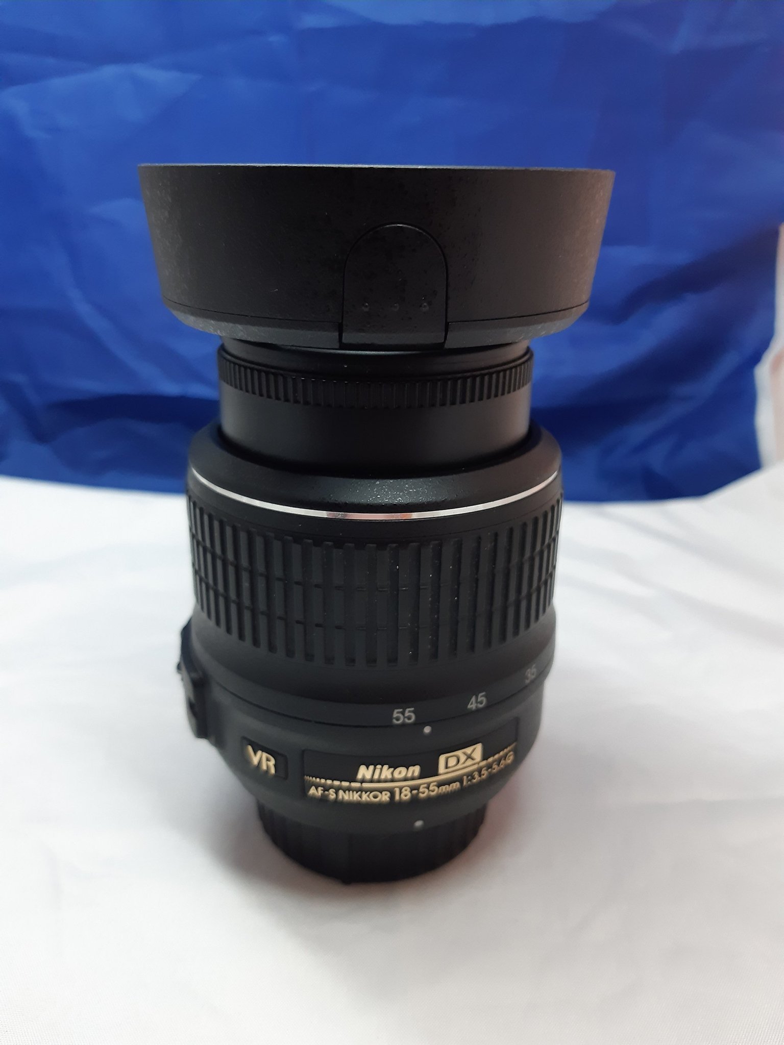 Nikon DX AF-S Nikkor 18-55mm 1:3.5-5.6 G VR | Köp på Tradera (633296893)