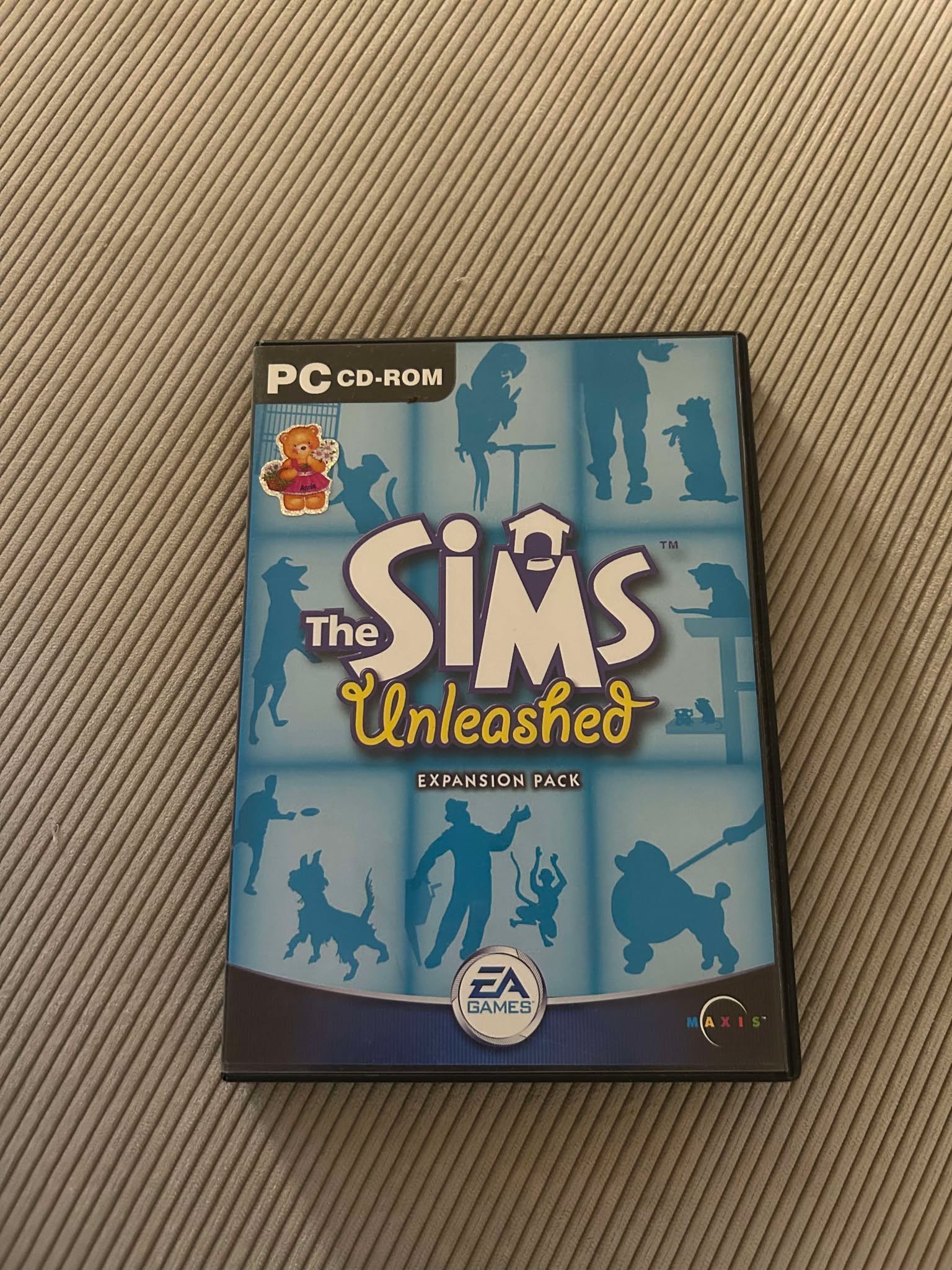 Se produkter som liknar Sims Unleashed spel PC-spel d.. på Tradera (696697352)