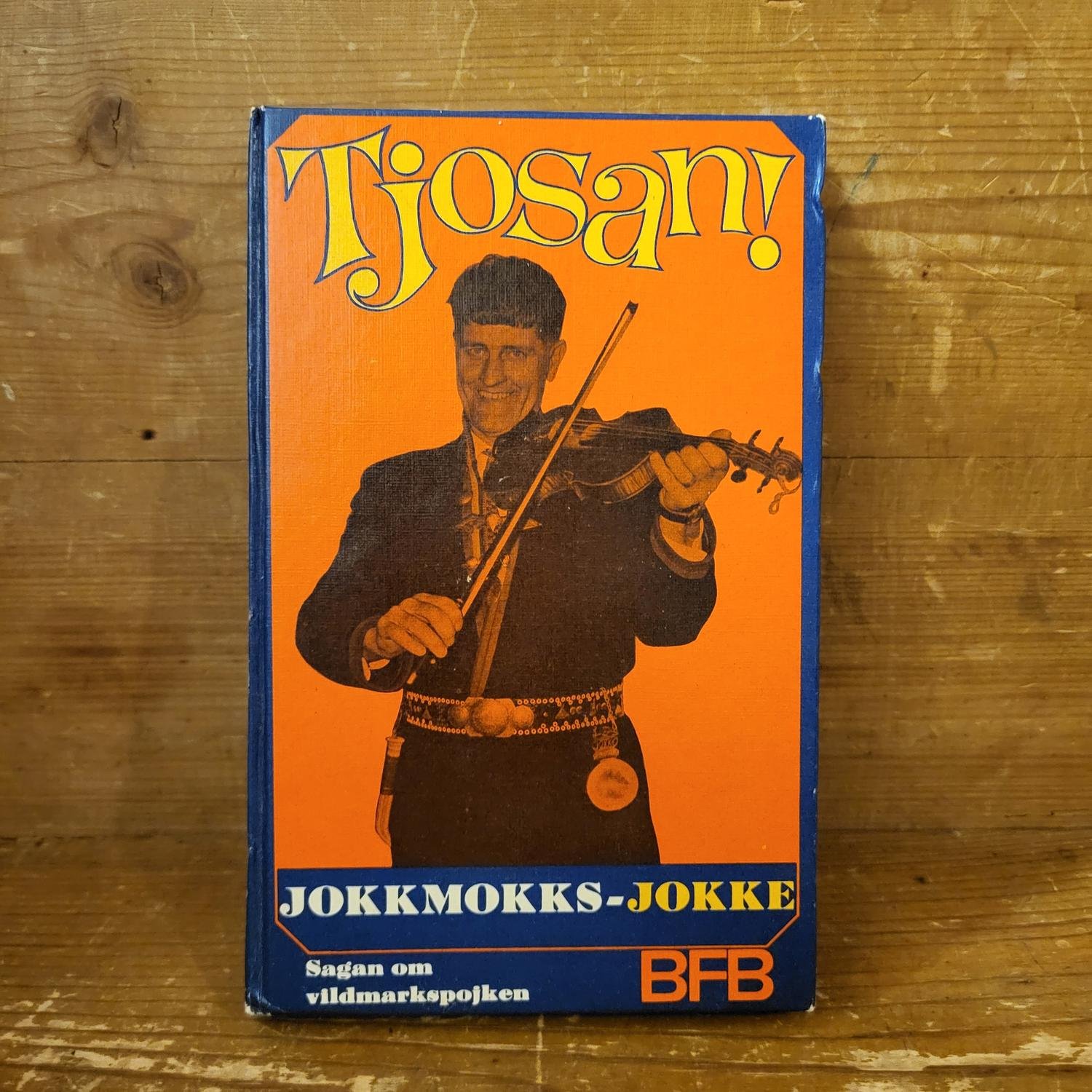 Tjosan! Jokkmoks - Jokke : Sagan om vildmarkspo.. | Köp på Tradera (671292320)