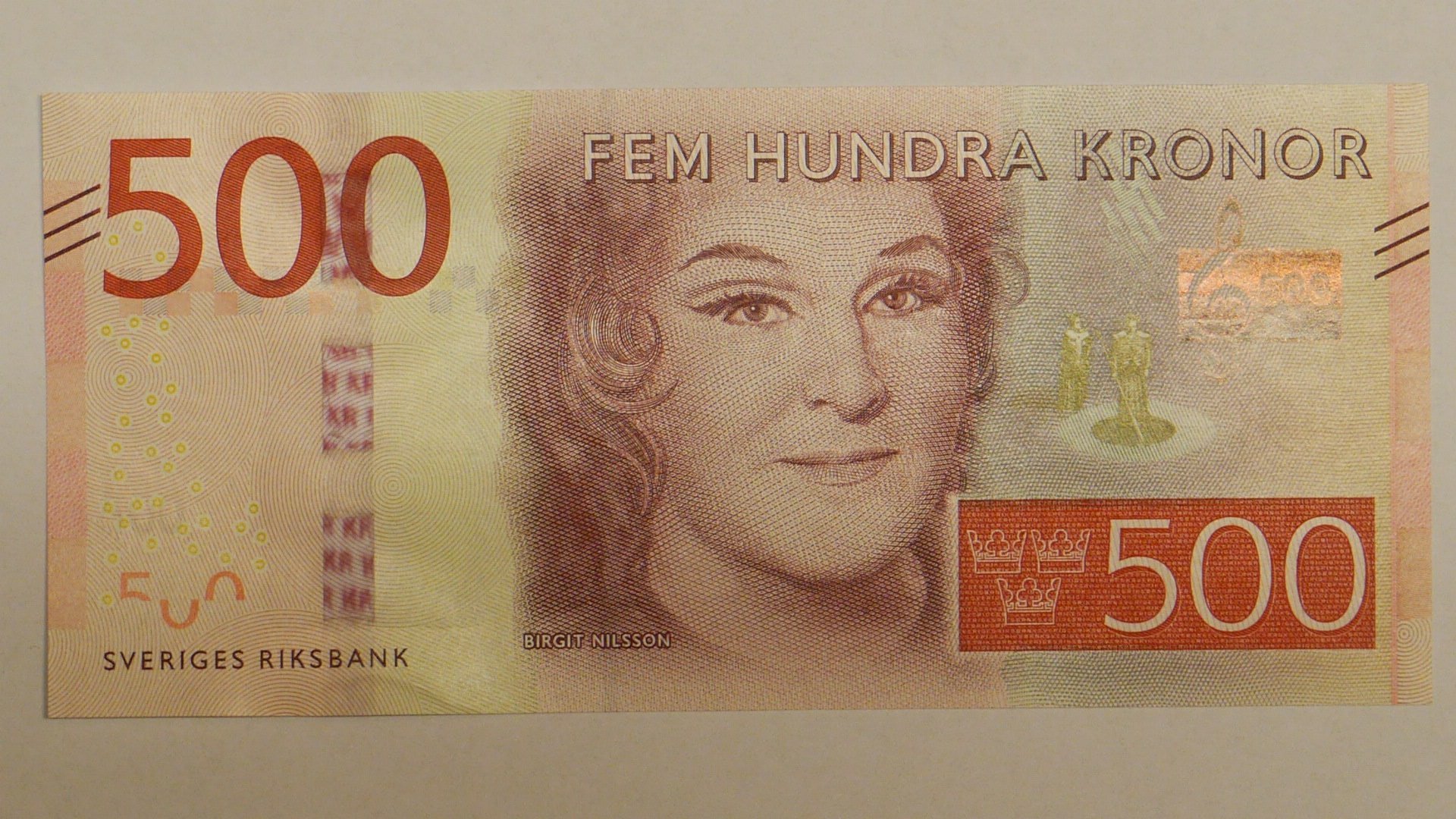 Se produkter som liknar 1 st 500 SEK kr UNC Fem hundr.. på Tradera (612892380)