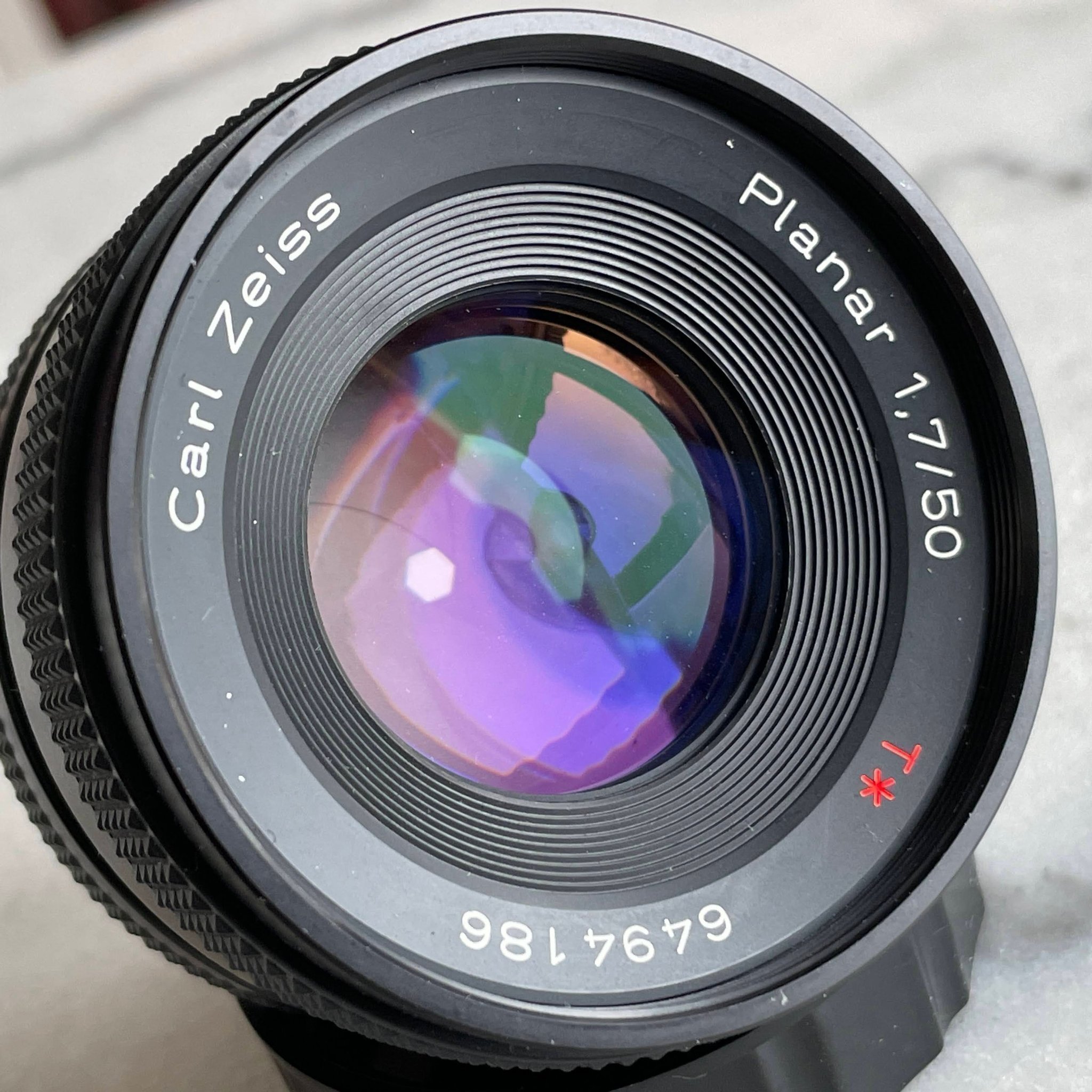 CONTAX C/Y CARL ZEISS PLANAR T* 50mm f1.7 CONTA.. | Köp på Tradera (684470128)