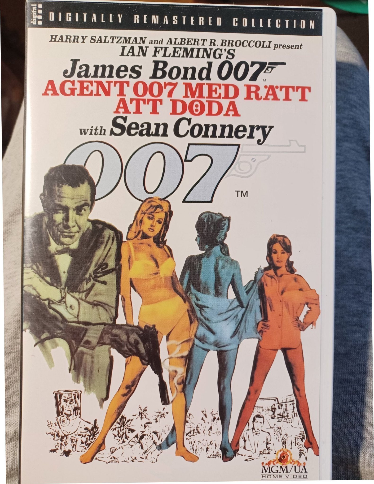 VHS DIGITALT REMASTRAD VERSION AV "AGENT 007 ME.. | Köp på Tradera (711930918)