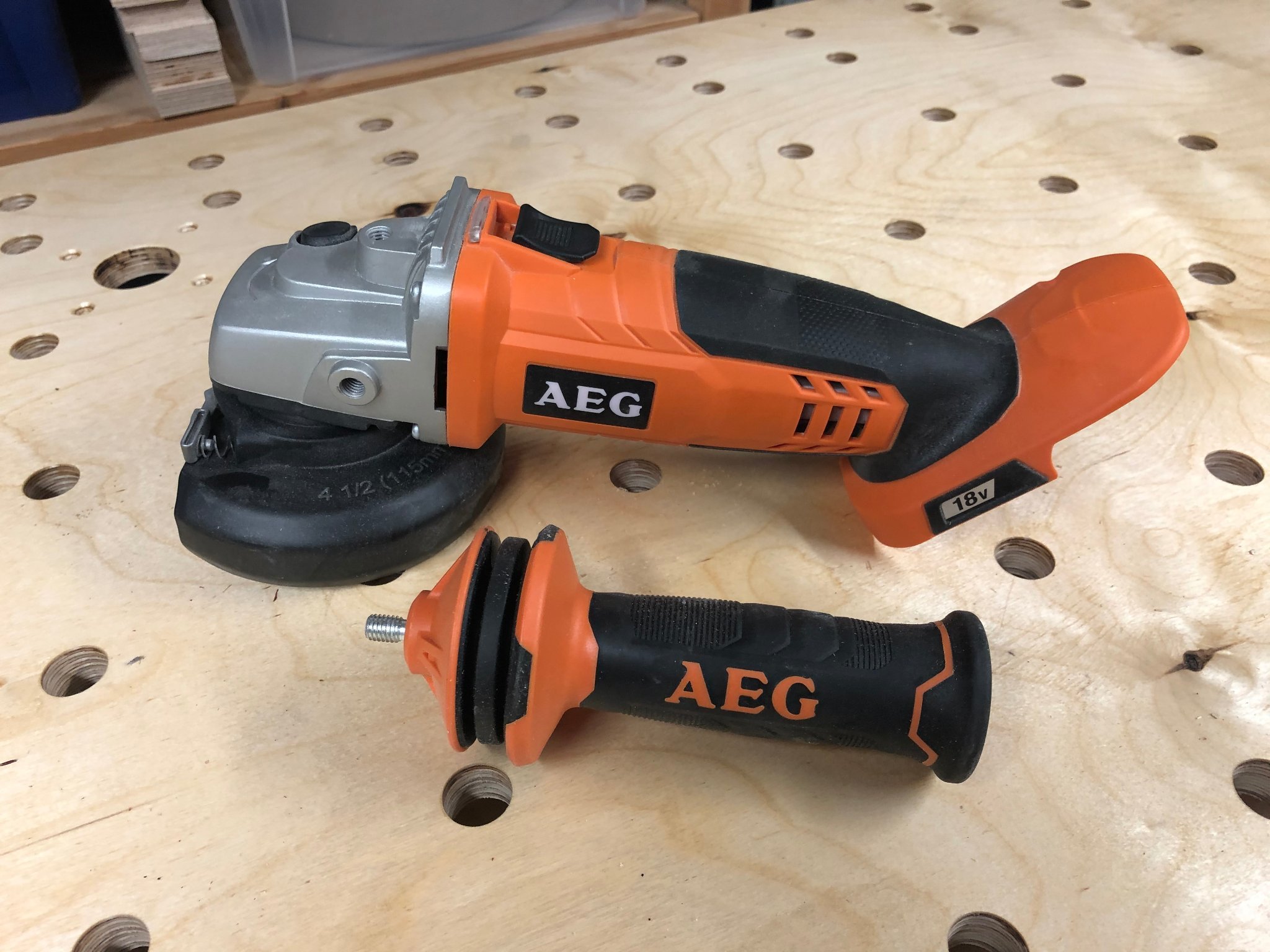 Vinkelkap AEG 18v (404878942) ᐈ Köp på Tradera