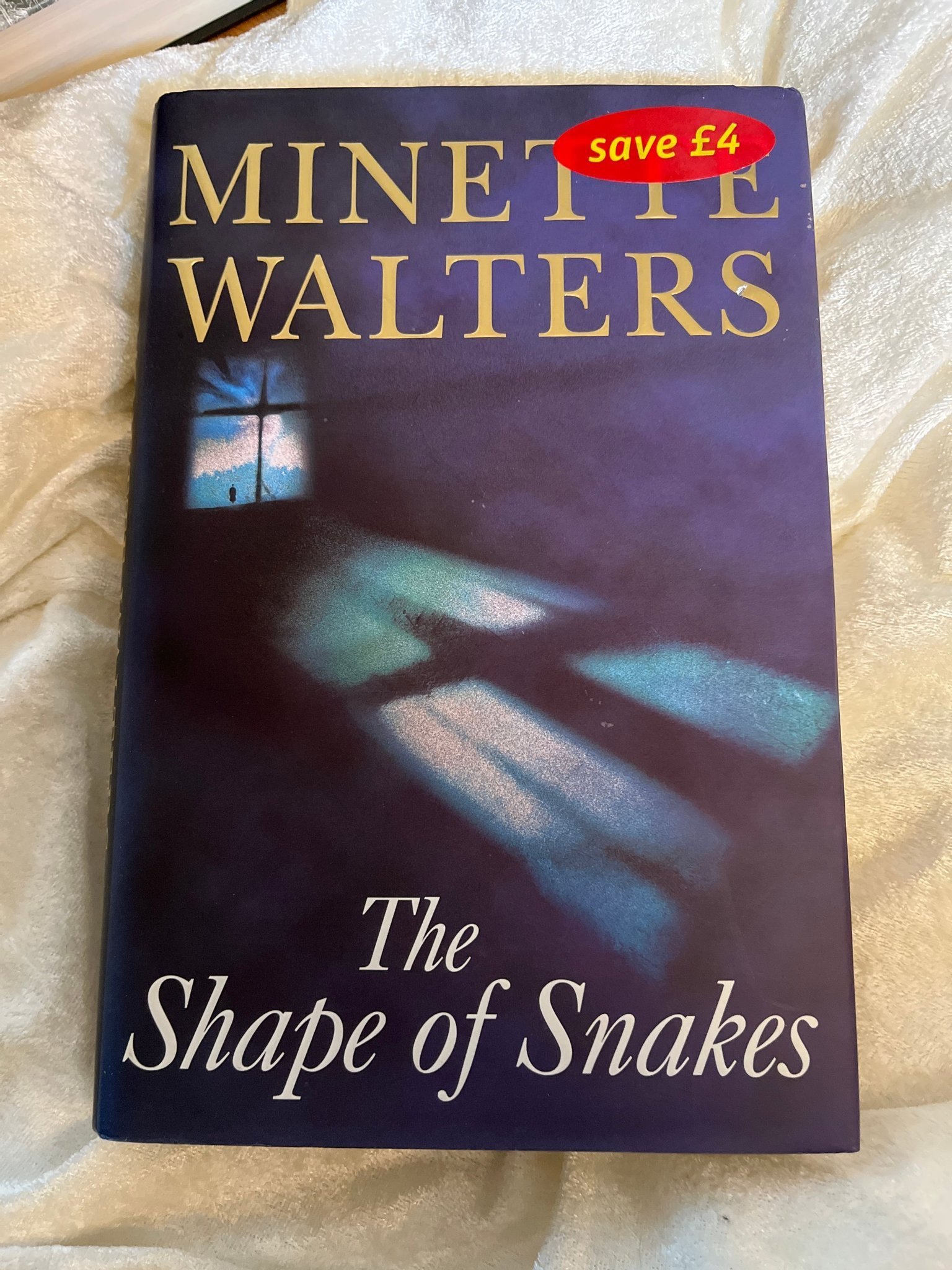 The Shape of Snakes av Minette Walters | Köp på Tradera (681827059)
