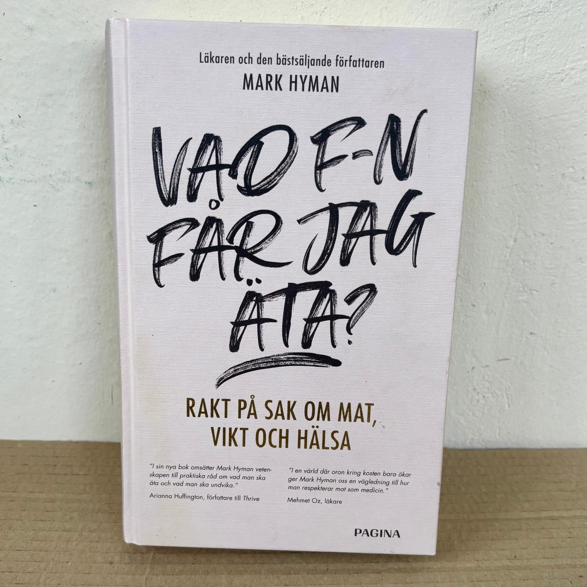 Se produkter som liknar Bok av Mark Hyman, Vad f-n få.. på Tradera (691856124)