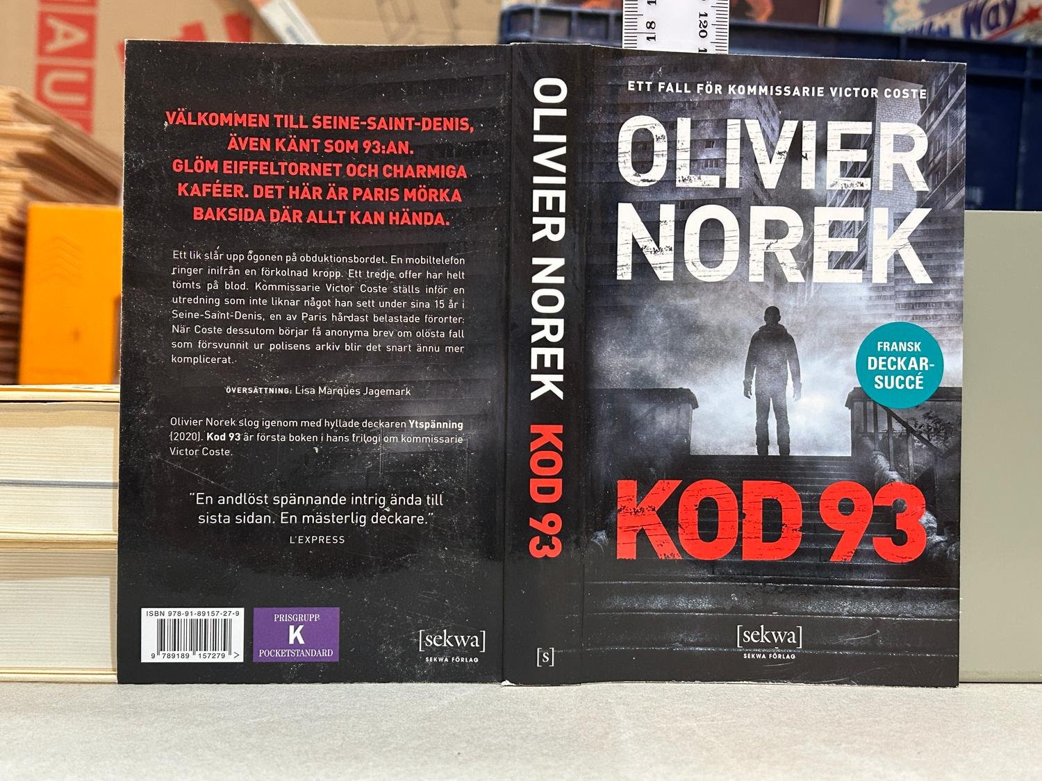 Kod 93 av Olivier Norek, bok, .. | Köp från Vinylcomics på Tradera (690662239)