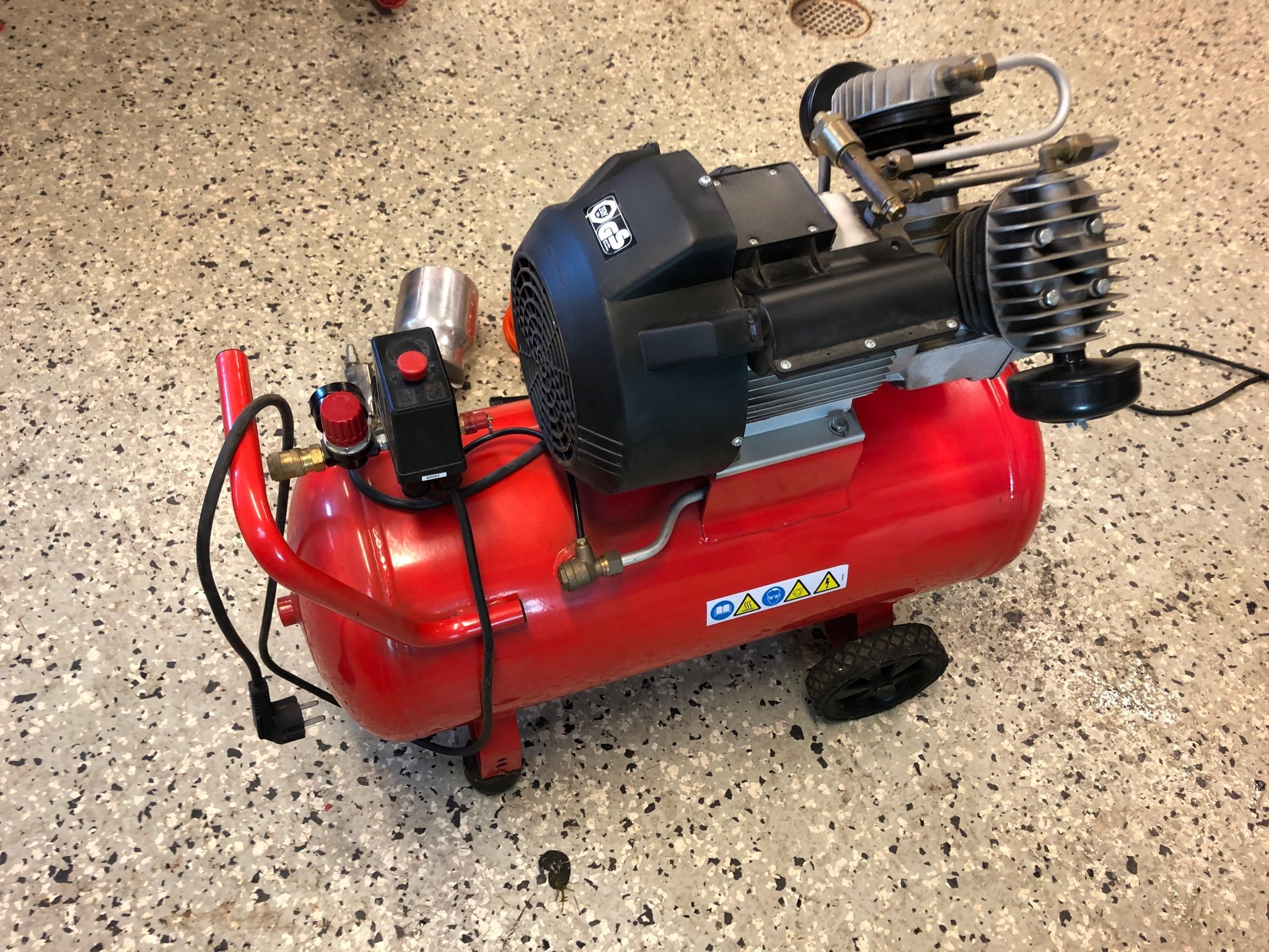 Kompressor med tillbehör (445290609) ᐈ Köp på Tradera