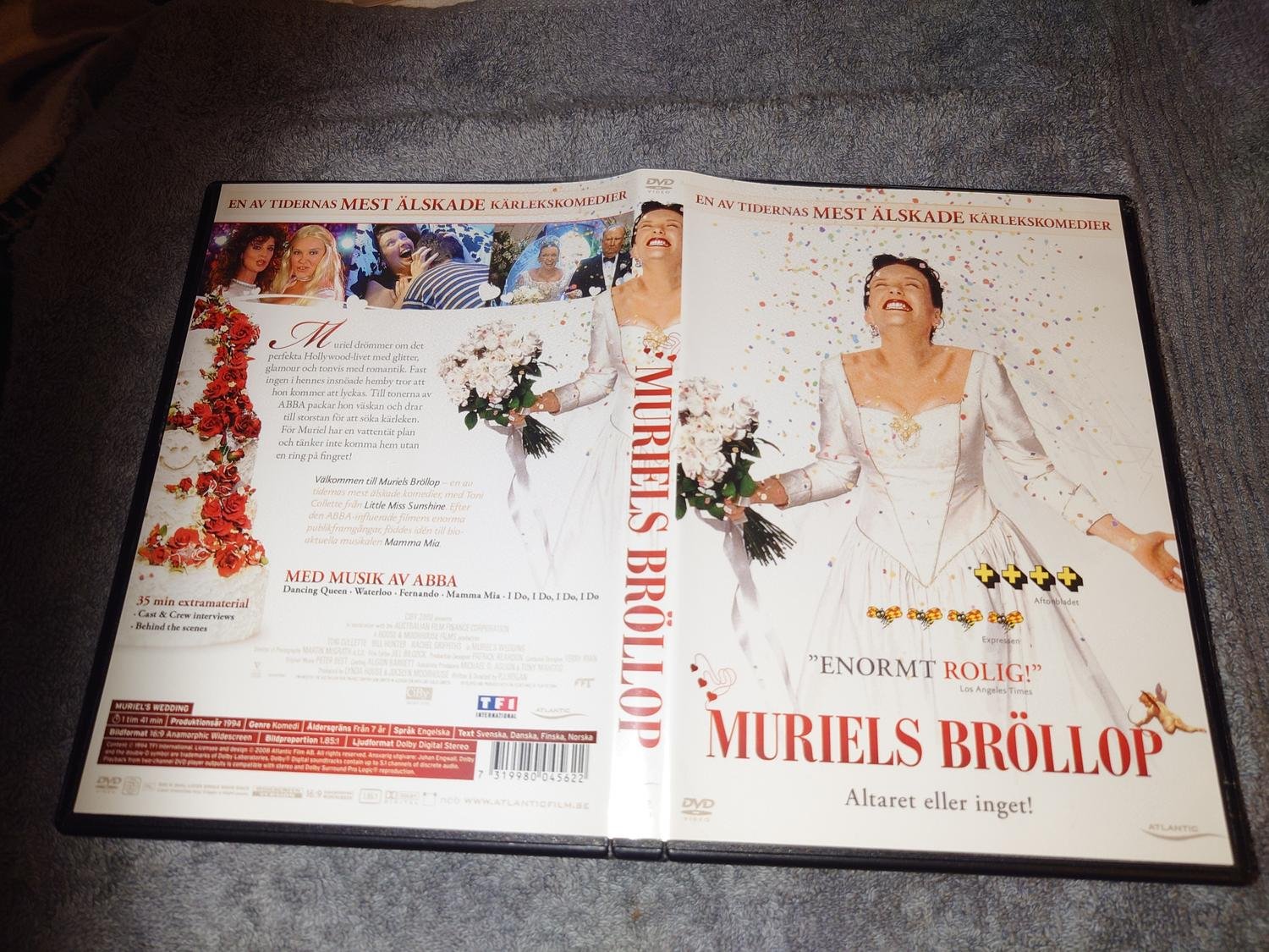 Muriels bröllop (Toni Collette) | Köp från Peper073 på Tradera (691912571)