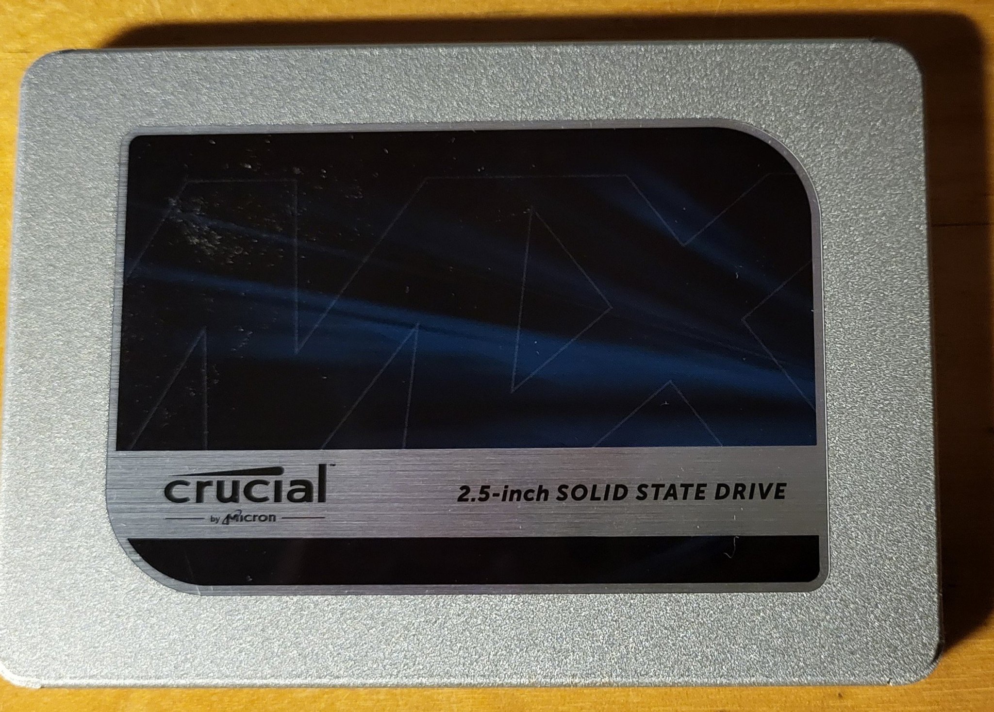 Crucial MX500 2.5" SSD | Köp på Tradera (702895934)