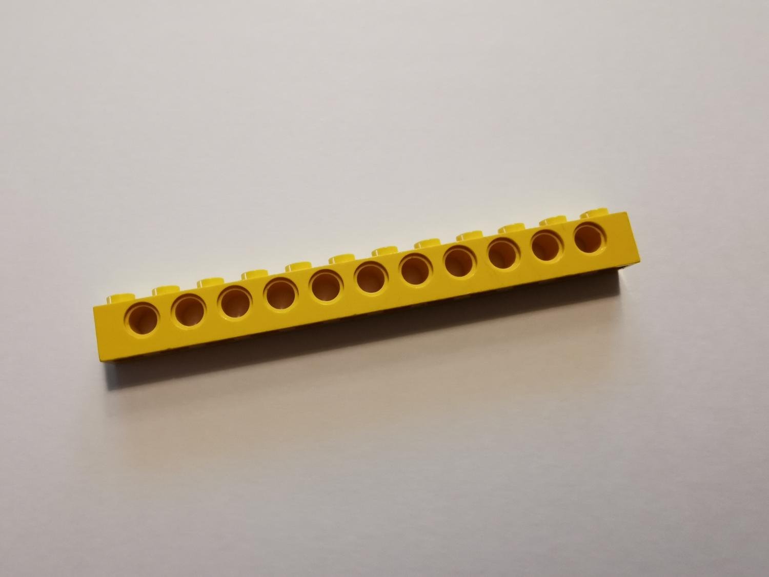 Lego Technic Bit Med Hål 1x12 Hög Gul 437485004 Köp På