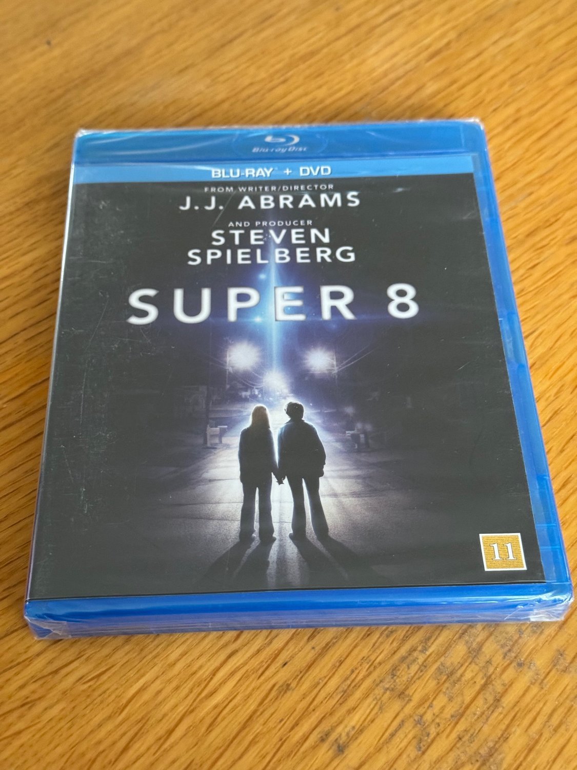 Super 8 (2011) (Blu-ray)Ny inplastad-av J.J. Ab.. | Köp på Tradera (628134799)