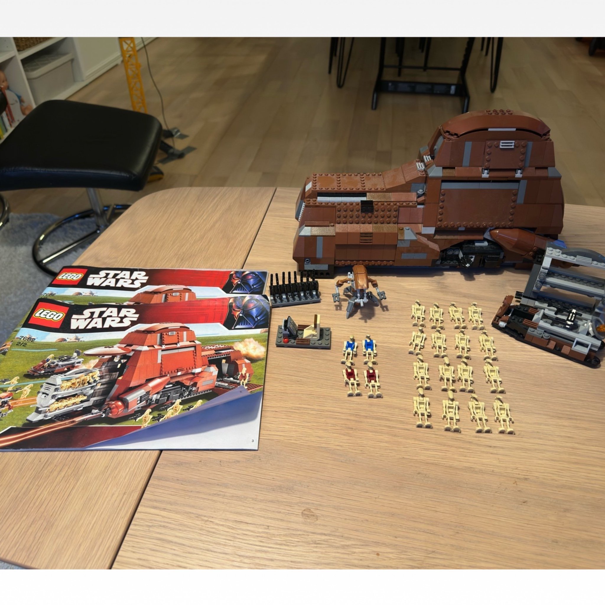Se produkter som liknar Lego Star Wars MTT 7662 – Kom.. på Tradera (686403002)