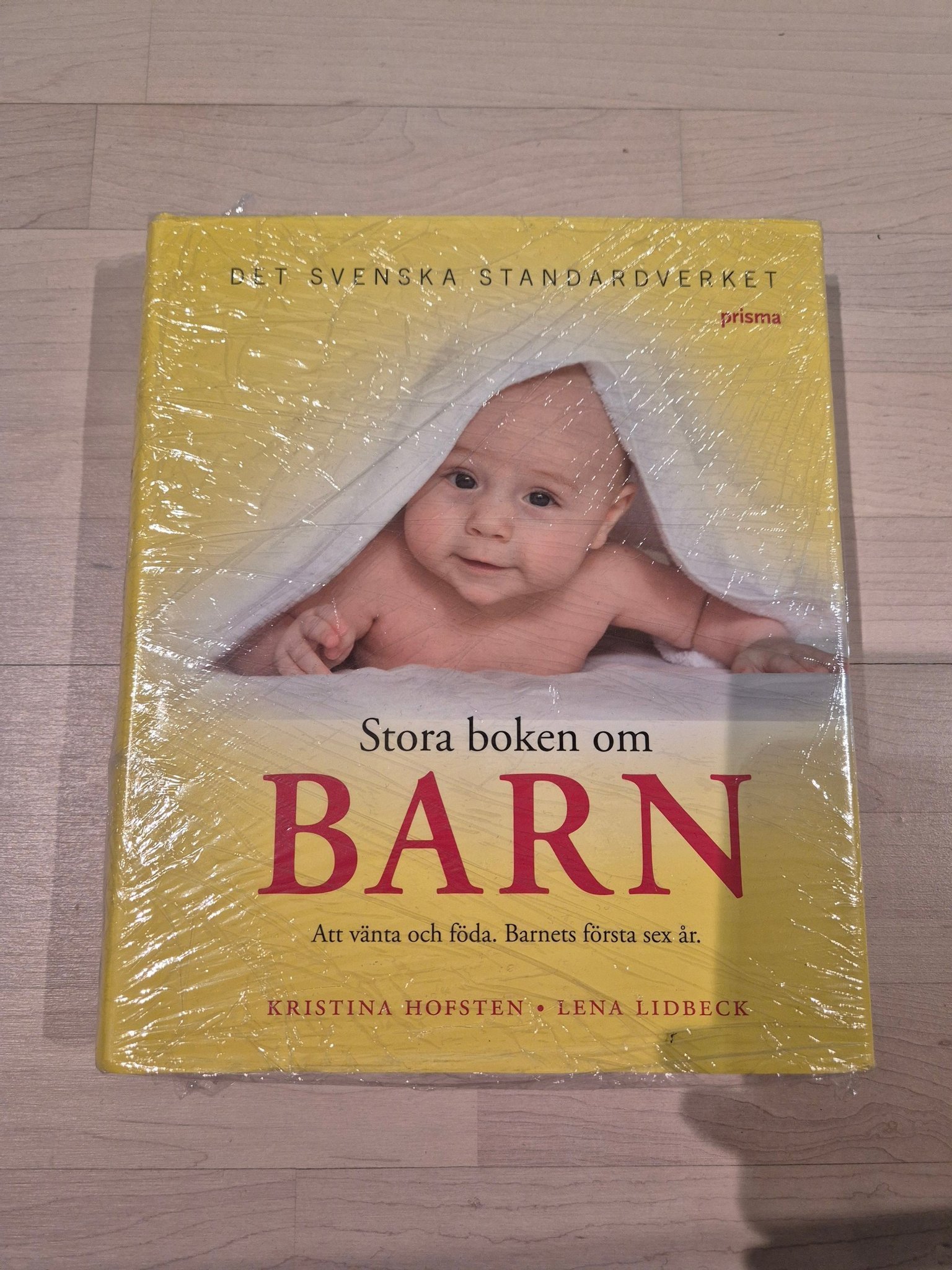 Se produkter som liknar Stora boken om BARN - Kristin.. på Tradera (704347975)