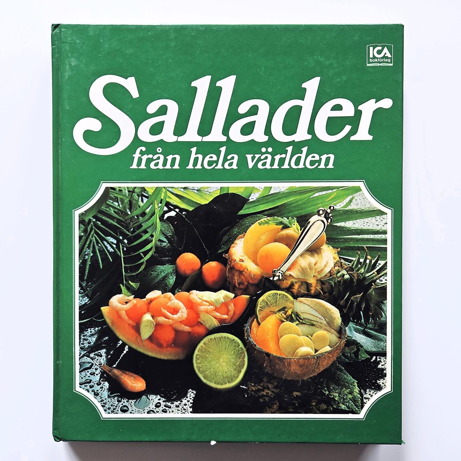 Sallader från hela världen - Arne K.. | Köp från Boklet på Tradera (677000317)